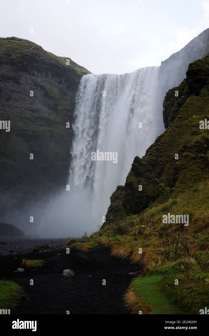 Foss cascade hi-res stock photography and images - Alamy
