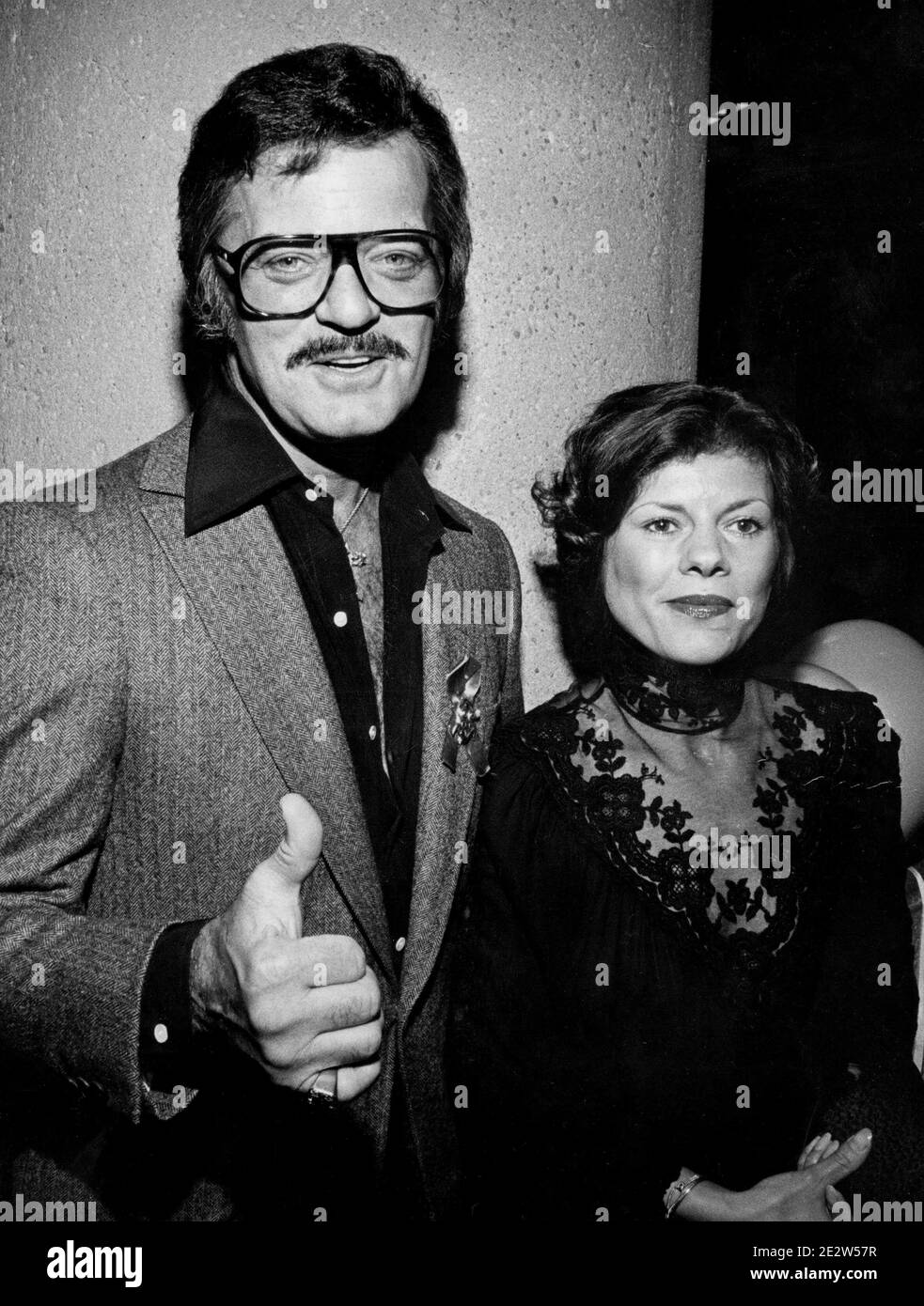 Robert Goulet And Vera Novak Credit: Ralph Dominguez/MediaPunch Stock ...