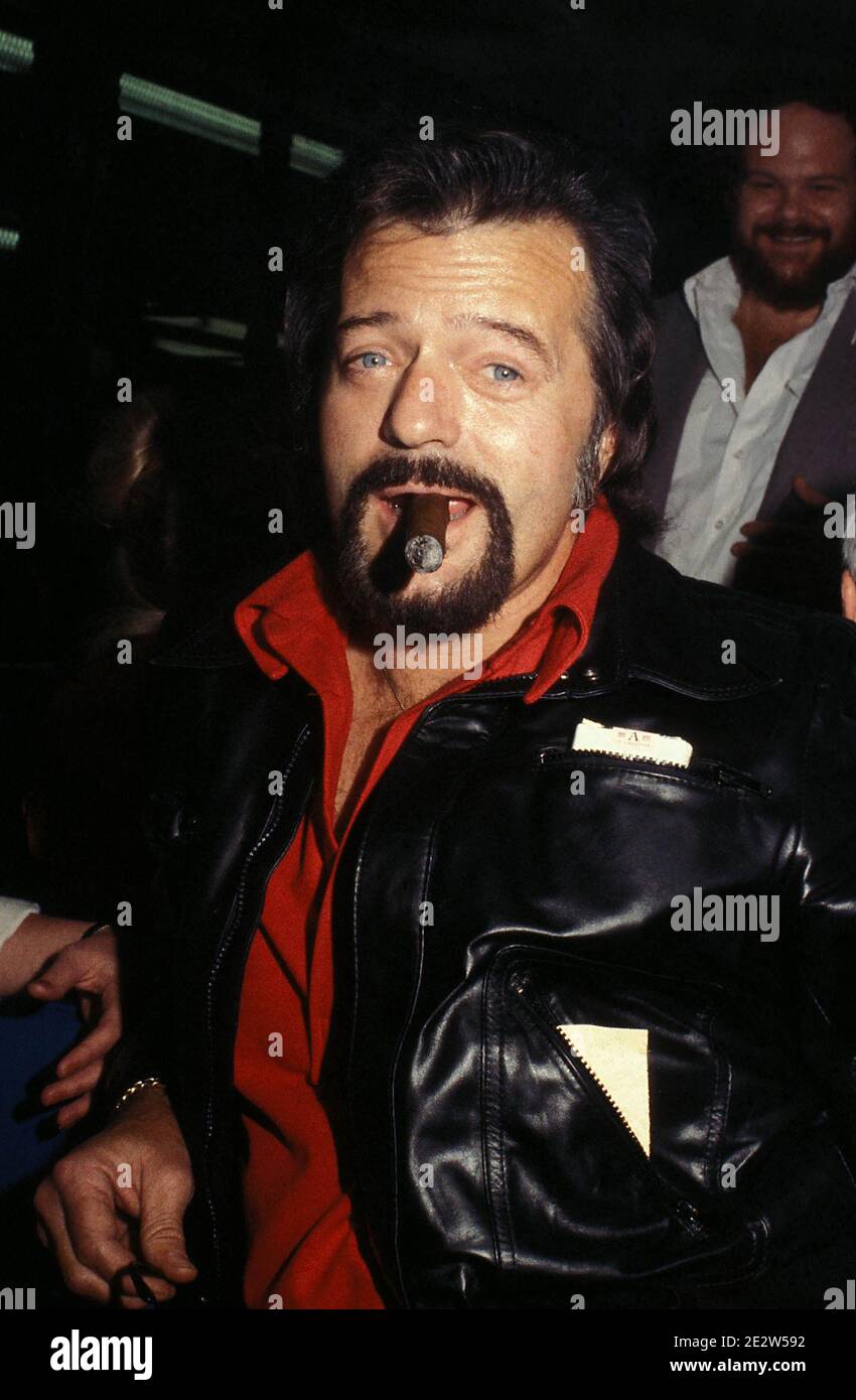 Robert goulet hi-res stock photography and images - Alamy