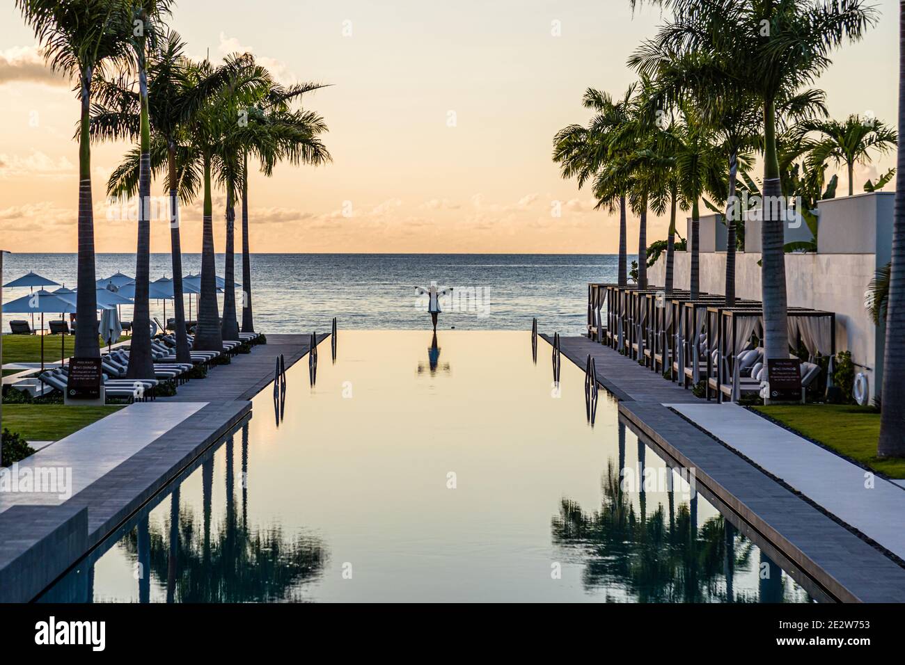 Infinity Pool of the Silversands Hotel on The Lime, Grenada by night ...