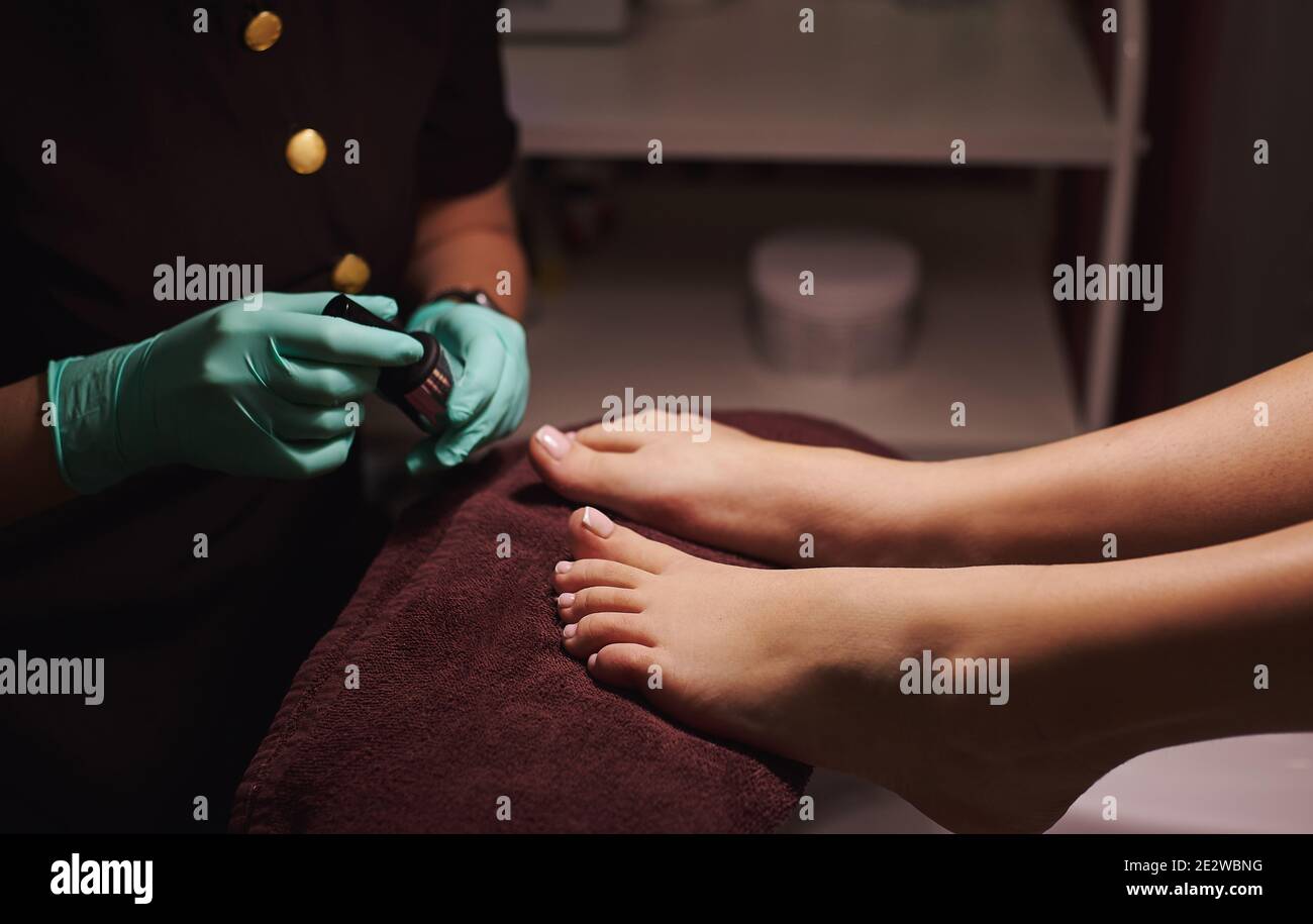 Women getting pedicure hi-res stock photography and images - Alamy