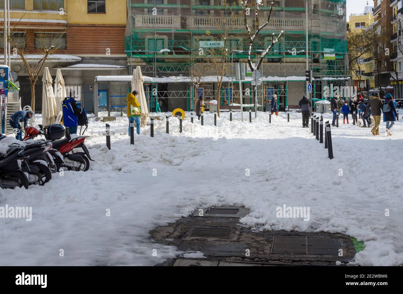 Madrid, Spain. 10 th January 2021. View of Fuencarral street, Chamberi ...