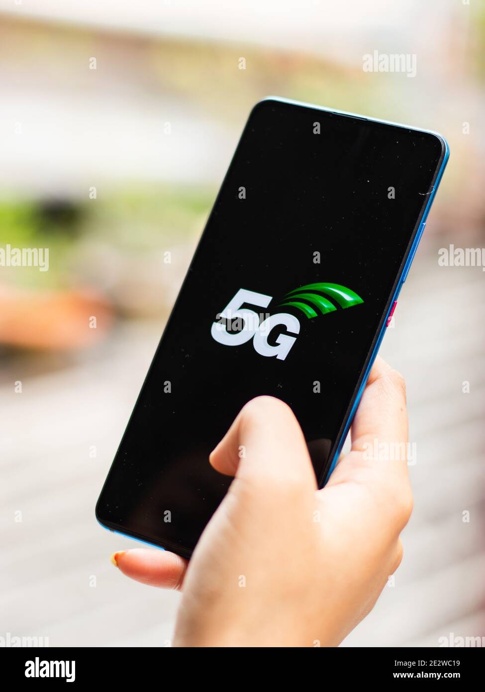 Jio 5g hi-res stock photography and images - Alamy