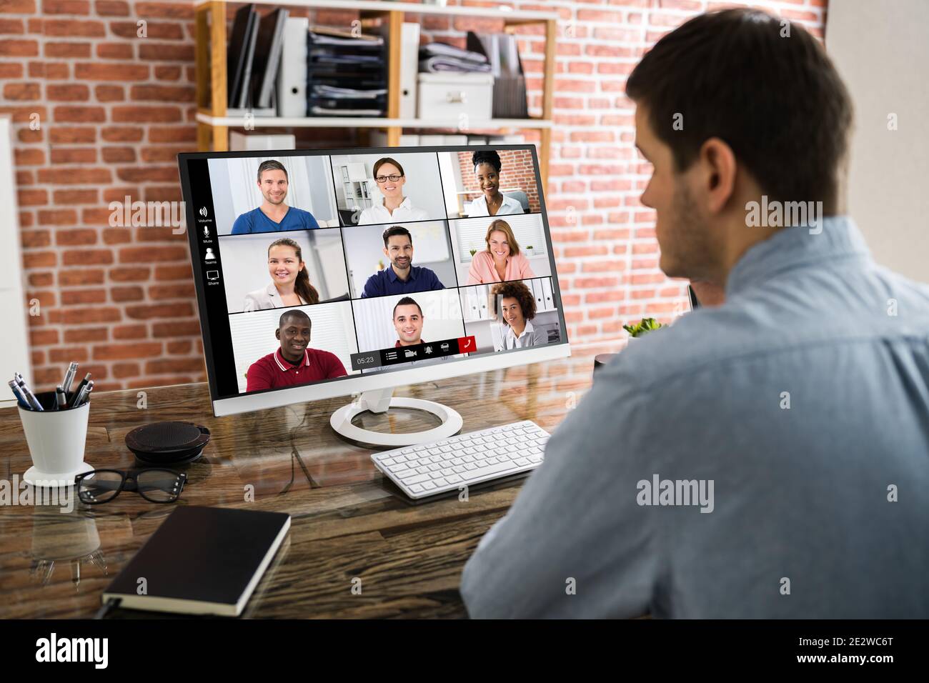 Online Video Conference Webinar Meeting HR Call Stock Photo - Alamy