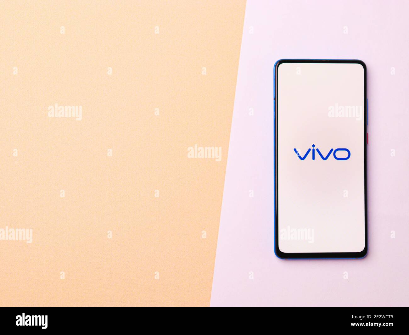 Vivo logo hi-res stock photography and images - Alamy