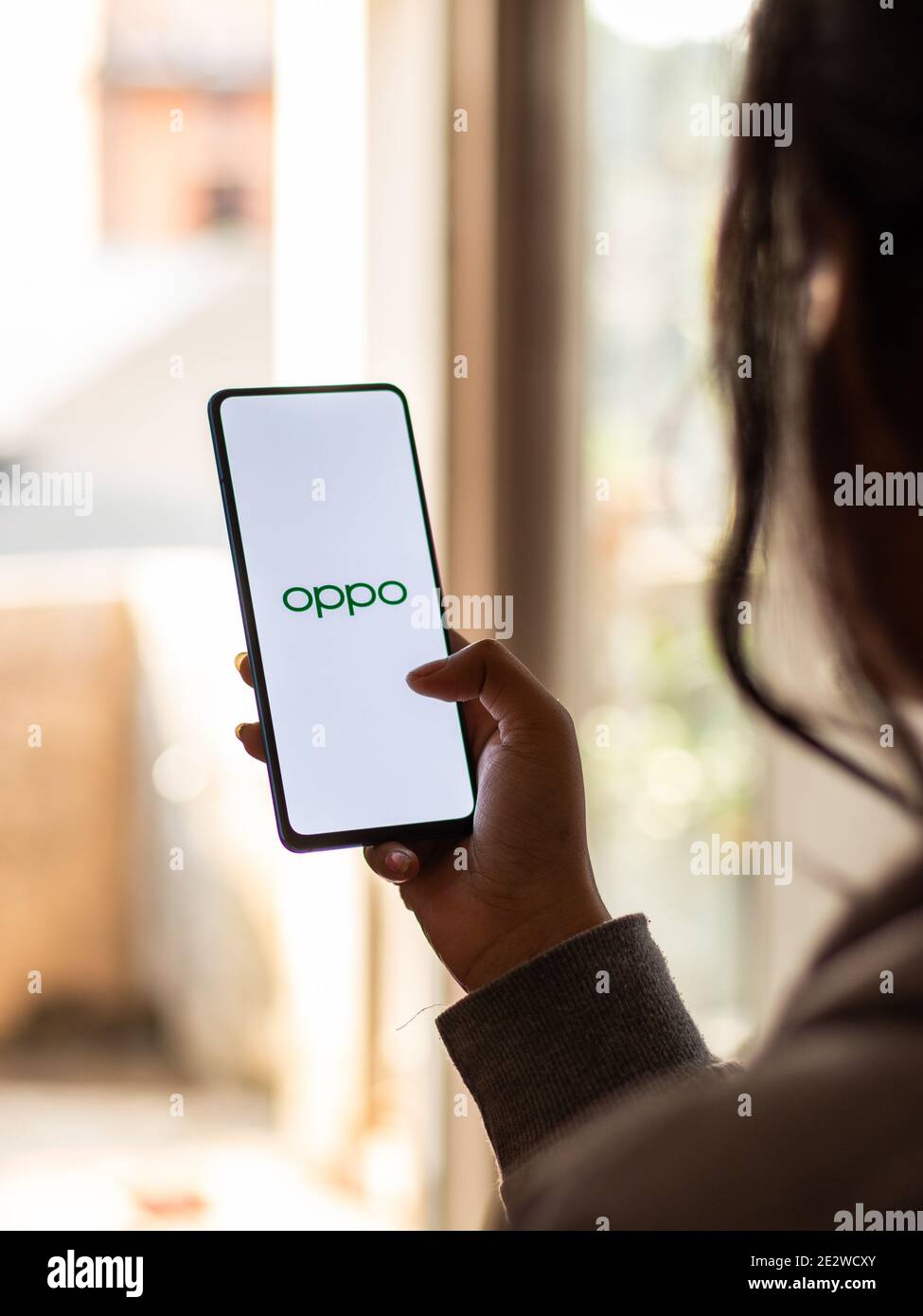 Oppo network hi-res stock photography and images - Alamy