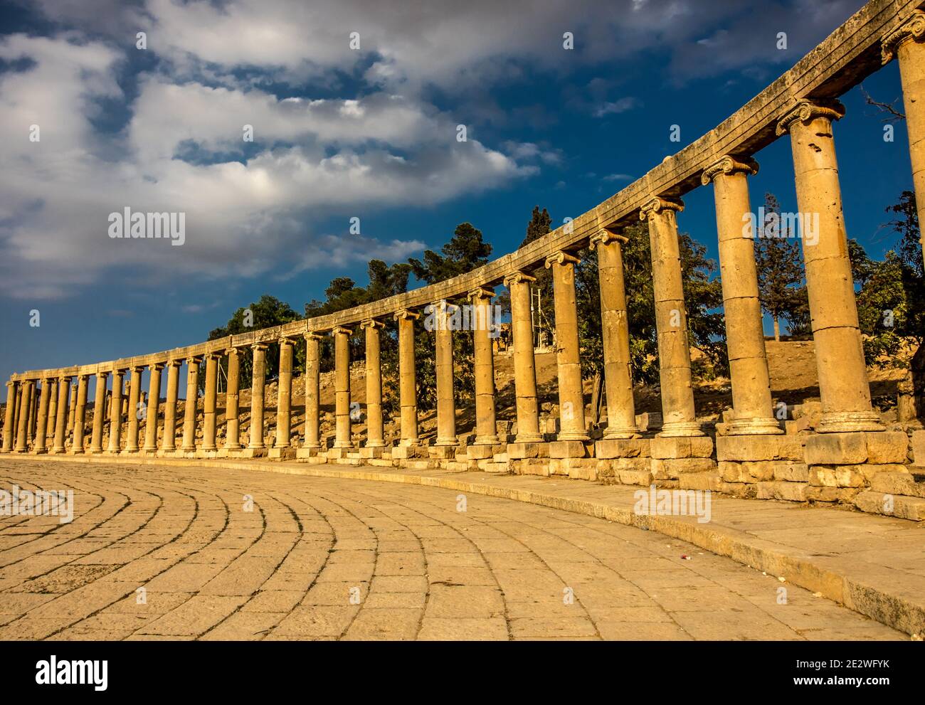 Romans temples jordan hi-res stock photography and images - Alamy