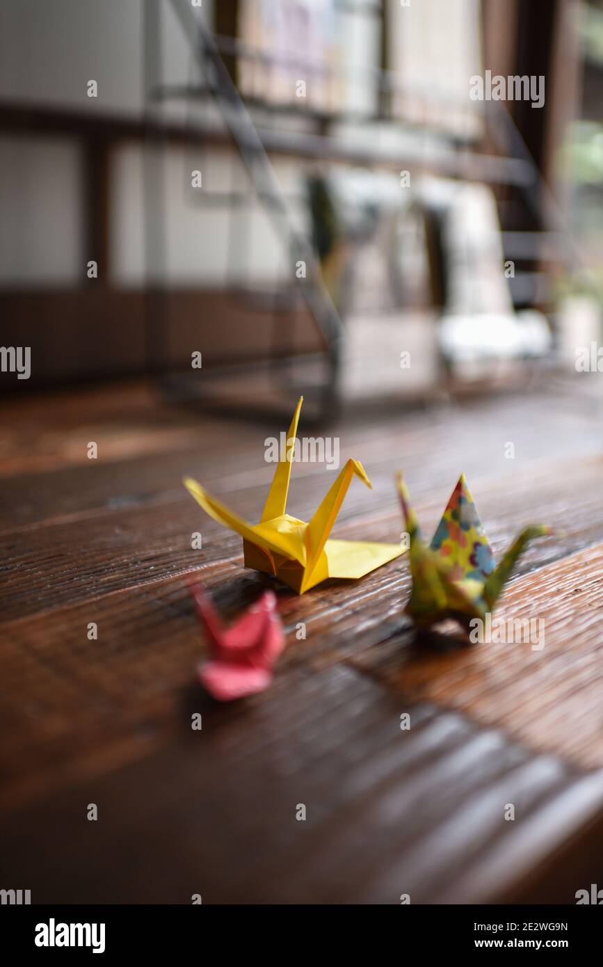Origami figures hi-res stock photography and images - Alamy