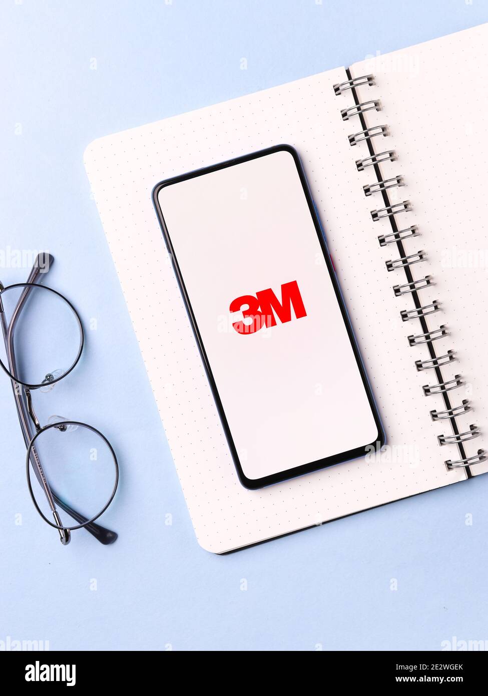 Global construction software company hi-res stock photography and ...