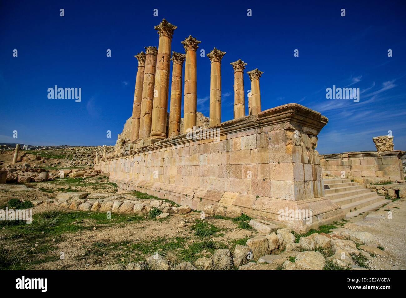 Romans temples jordan hi-res stock photography and images - Alamy