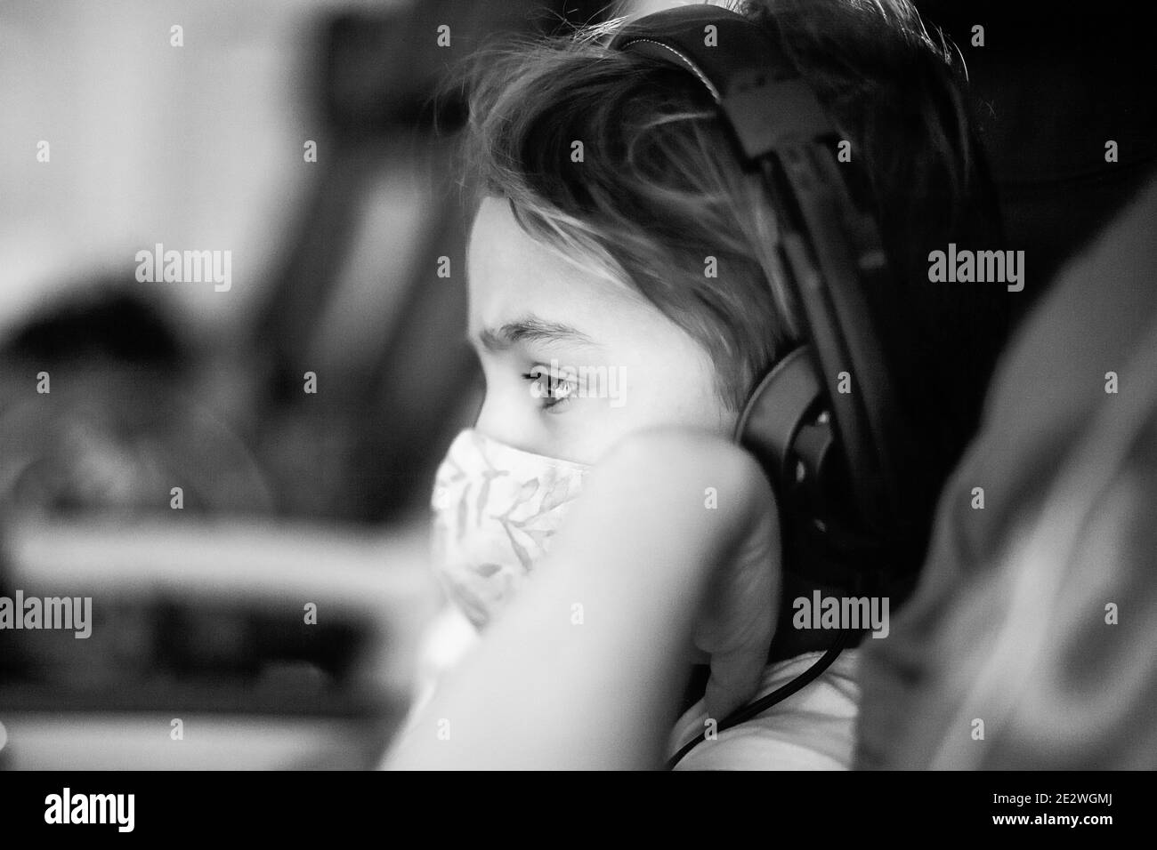 Children flying on plane Black and White Stock Photos & Images - Alamy