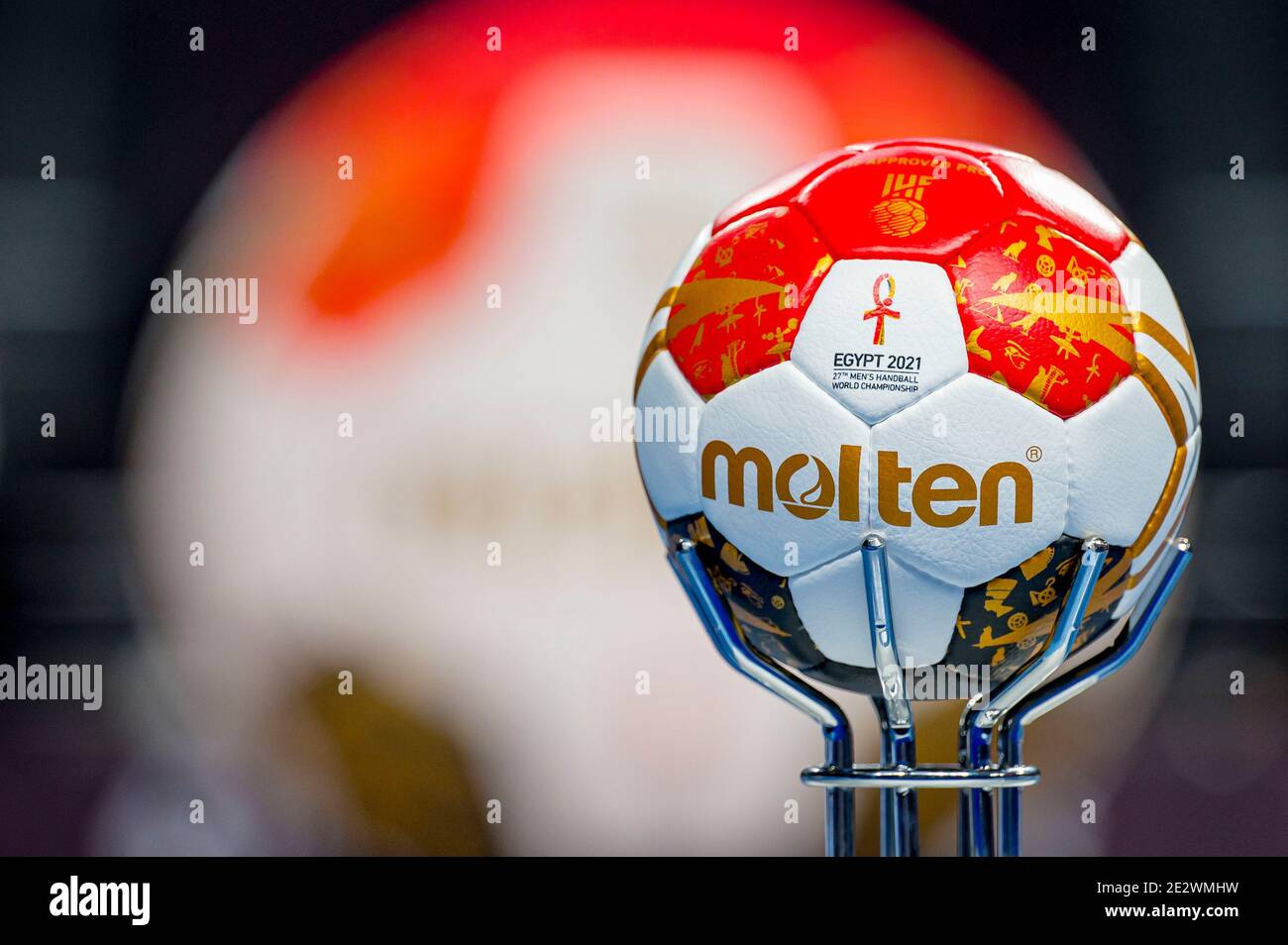 Madinat Sittah Uktubar, Egypt. 15th Jan, 2021. Handball: World Cup ...