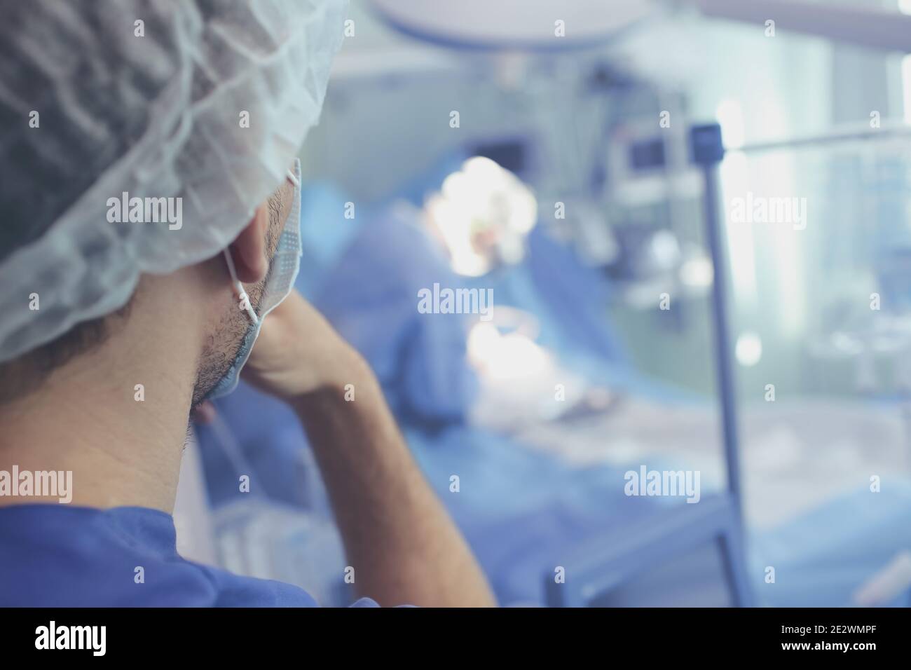 Medical university student on the surgical operation Stock Photo - Alamy