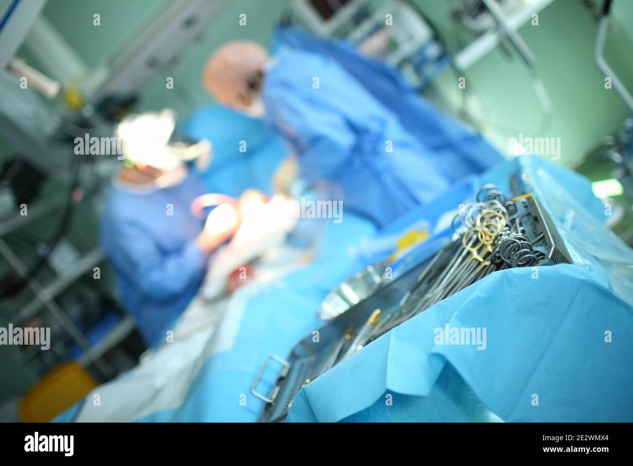 Surgical tool tray hi-res stock photography and images - Alamy