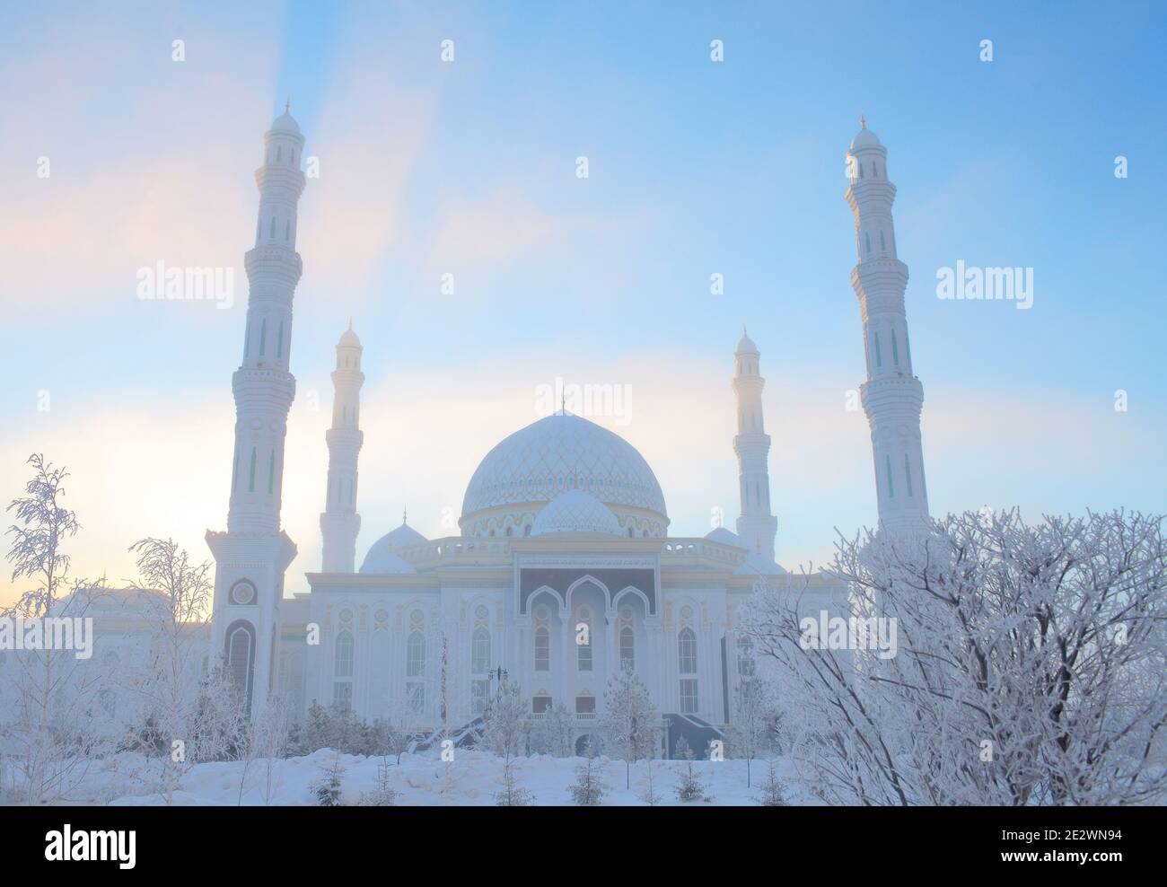 Blue Mosque Snow High Resolution Stock Photography and Images - Alamy