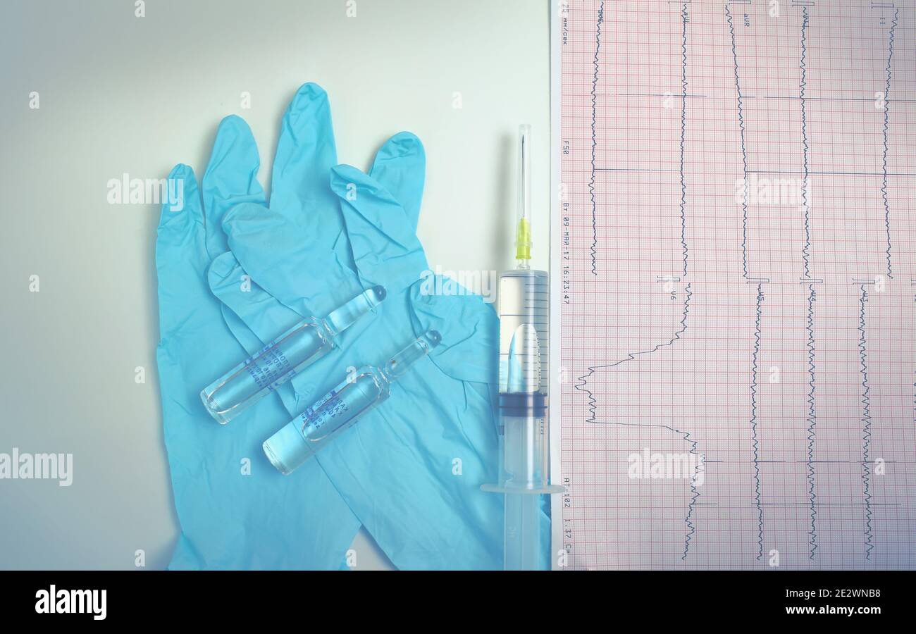 Medical objects on the doctors table Stock Photo - Alamy