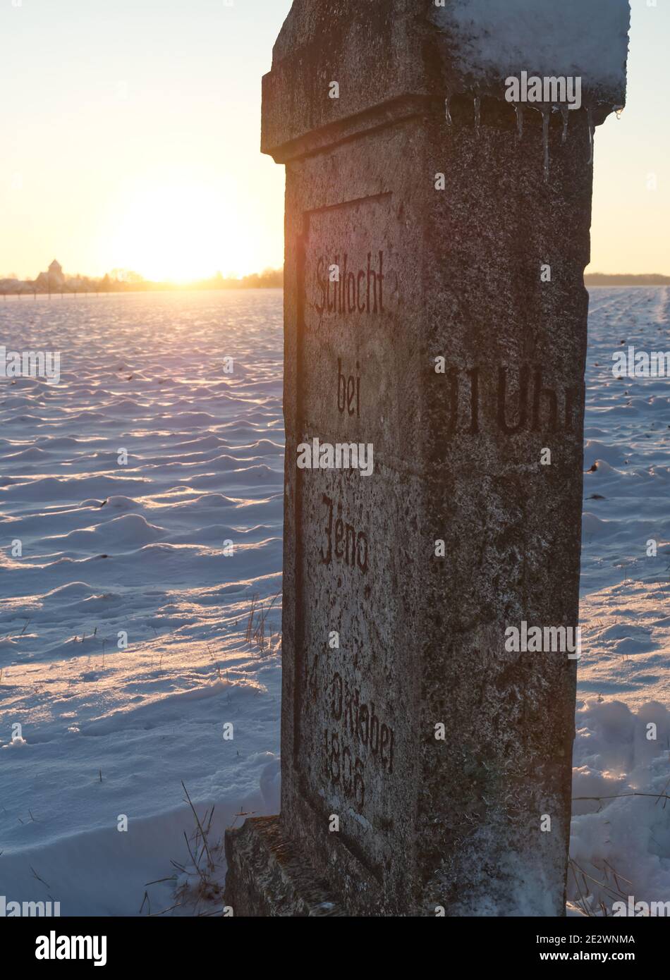 War landmark hi-res stock photography and images - Alamy