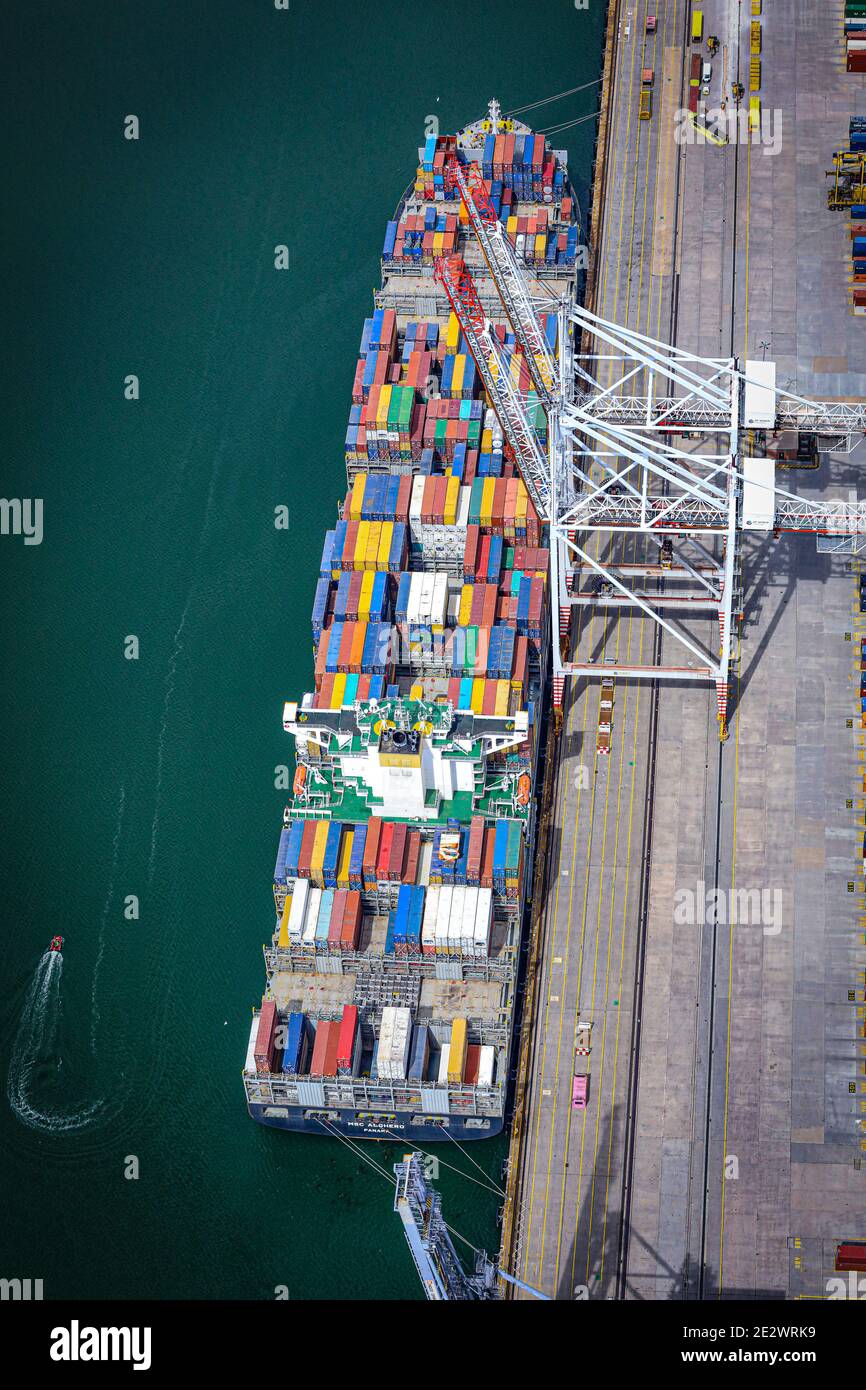 Southampton Docks UK’s second largest container terminal Stock Photo ...