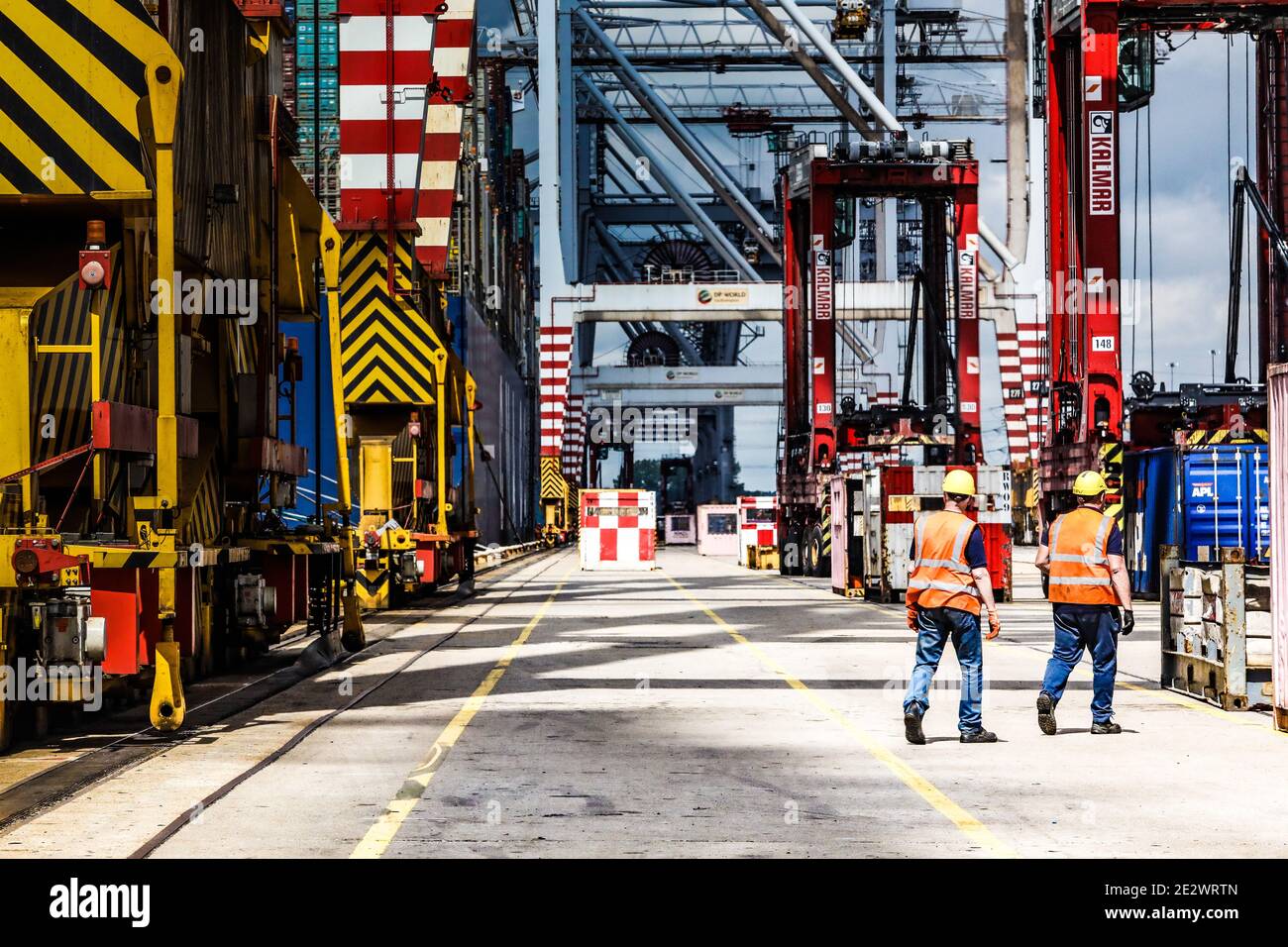 Southampton Docks UK’s second largest container terminal Stock Photo ...