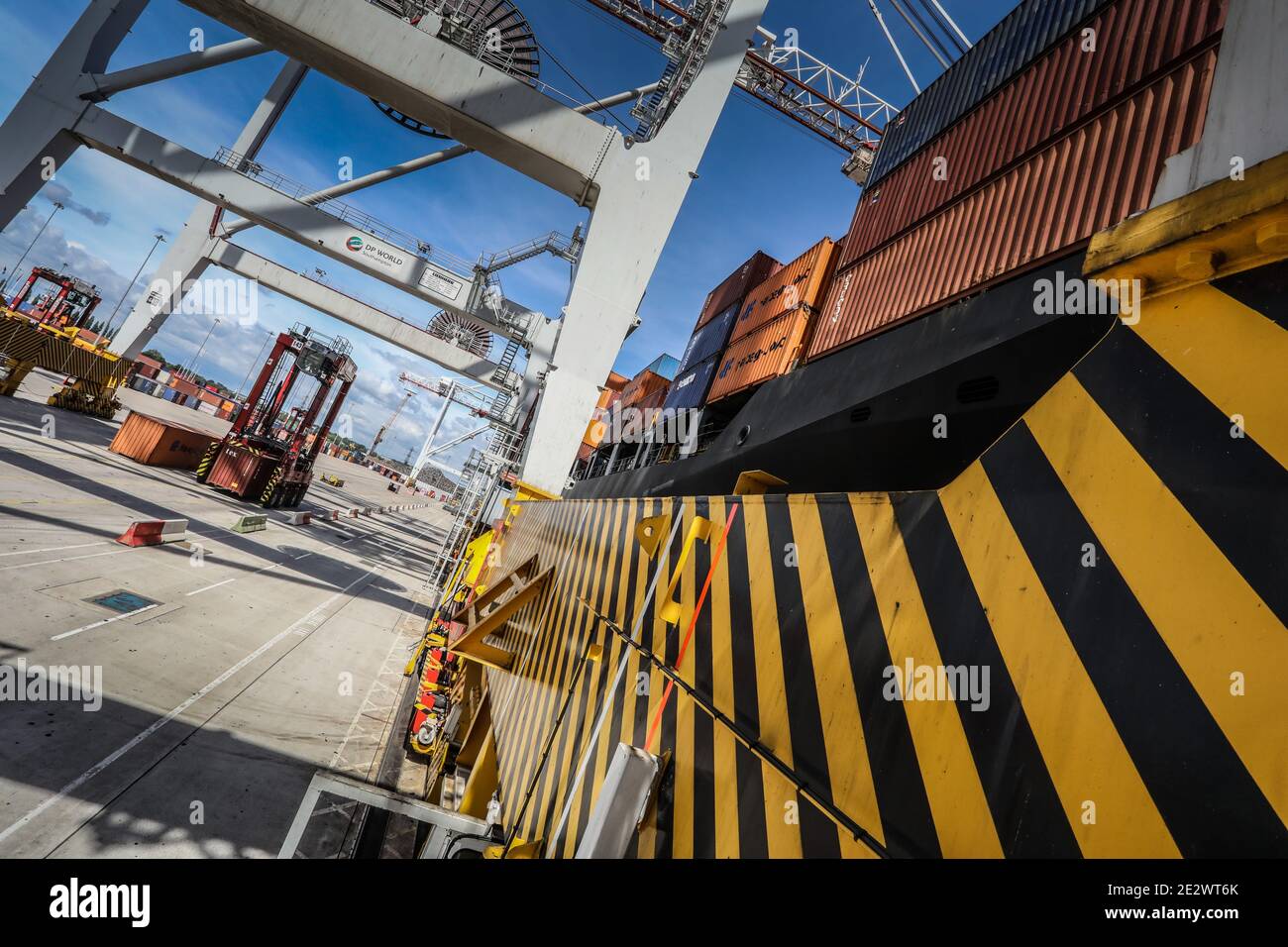 Southampton Docks UK’s second largest container terminal Stock Photo ...
