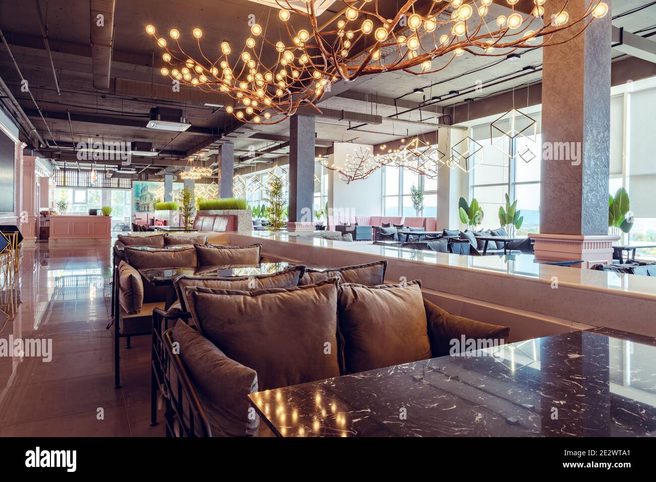 Empty cafe or restaurant interior at a daytime Stock Photo - Alamy