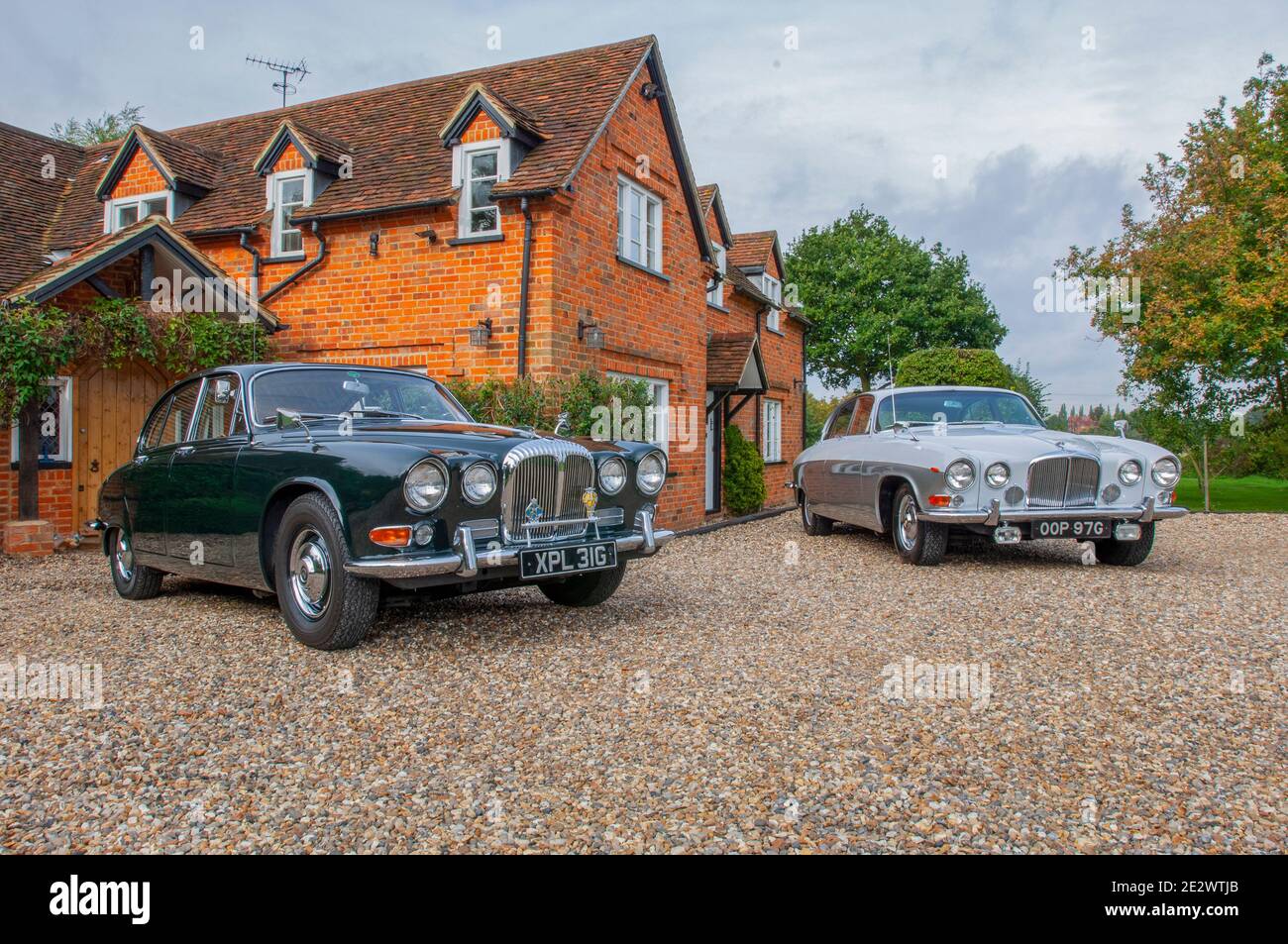 1969 Daimler Sovereign and 1968 Jaguar 420G classic British luxury cars ...