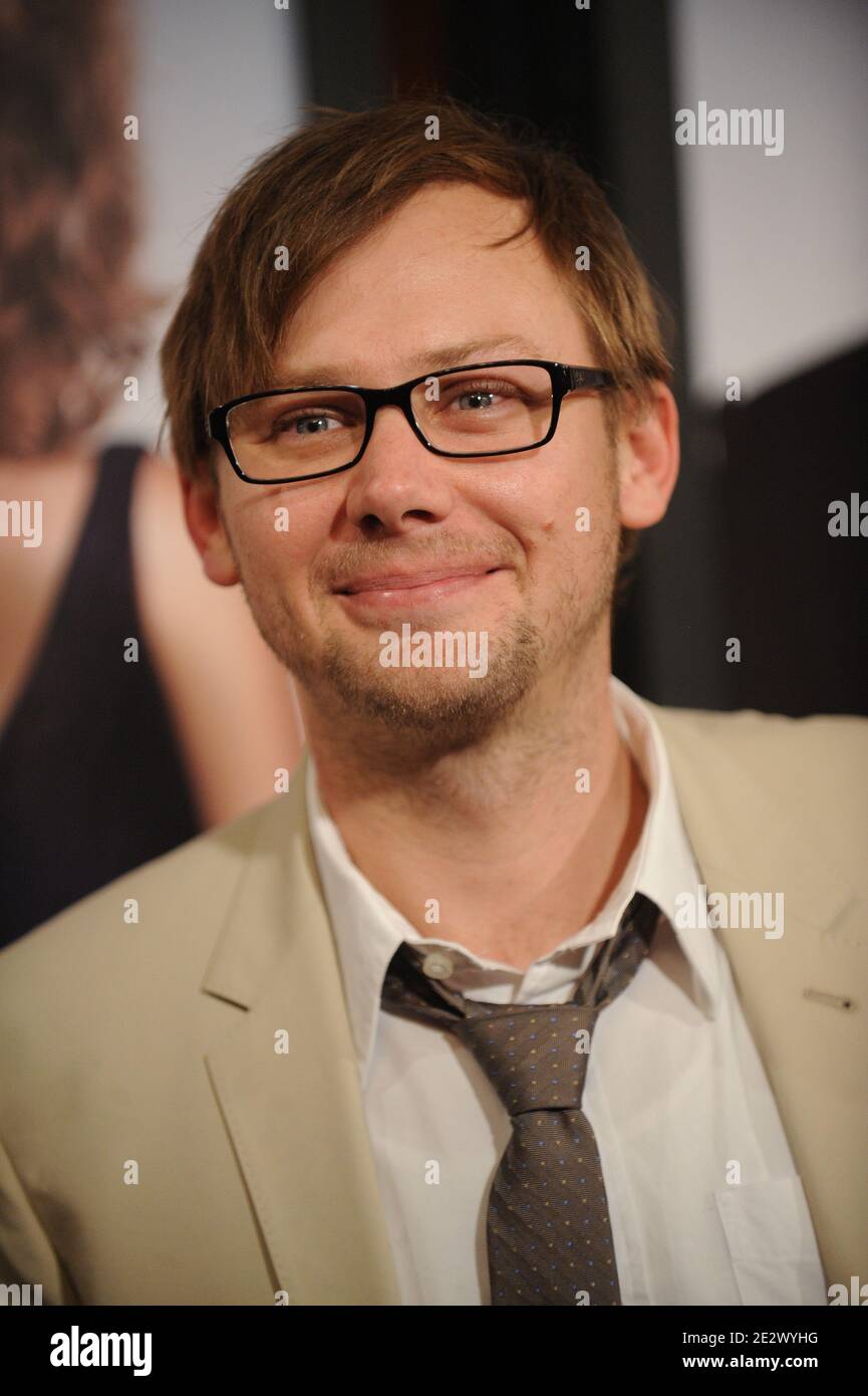 Jimmi Simpson attends the premiere of 'Date Night' at Ziegfeld Theatre ...
