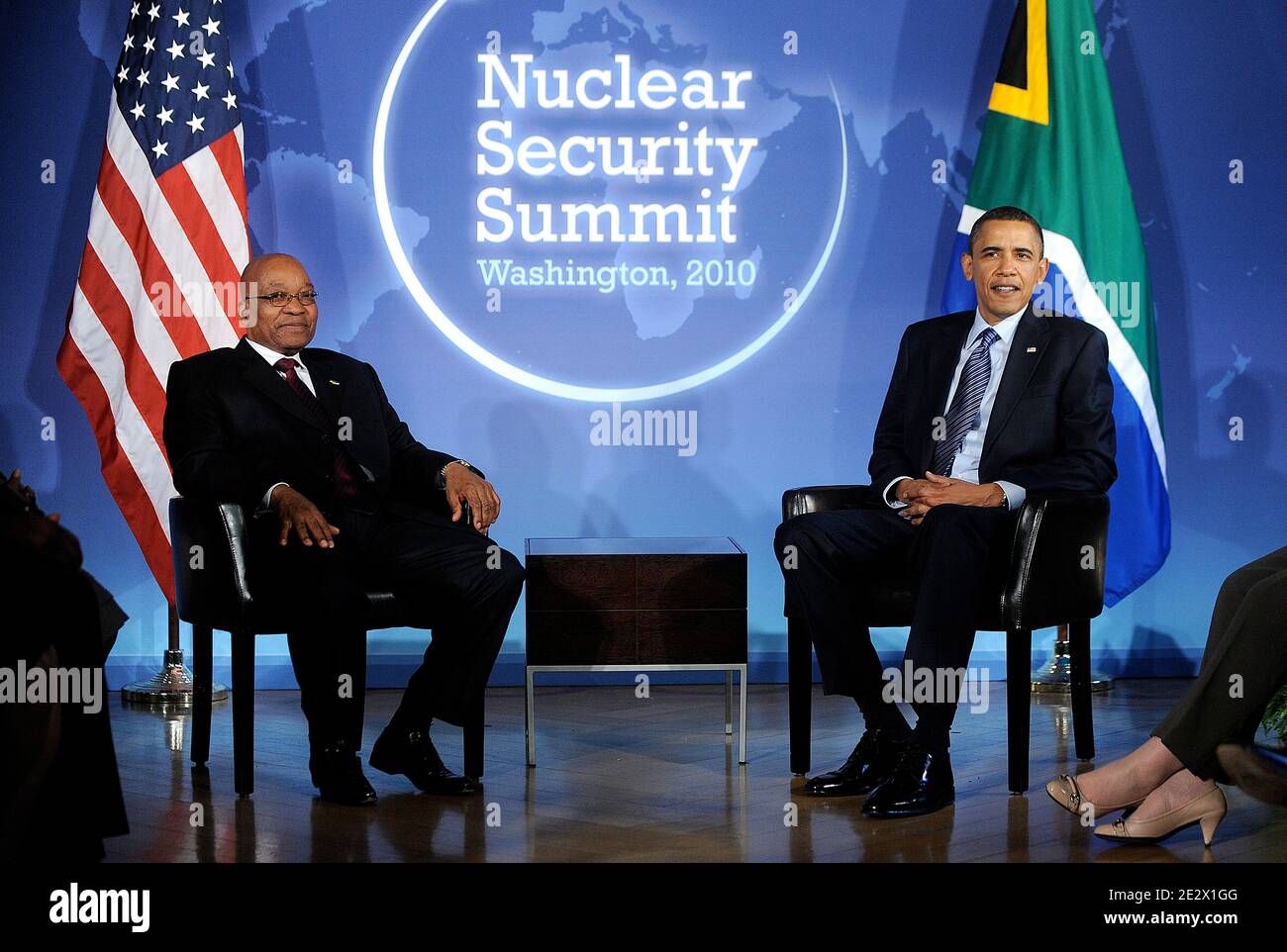 President Barack Obama holds bilateral meeting with President Zuma of ...