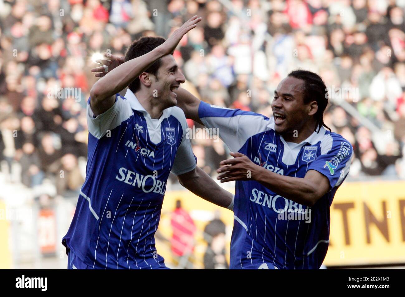 Roy contout hi-res stock photography and images - Alamy