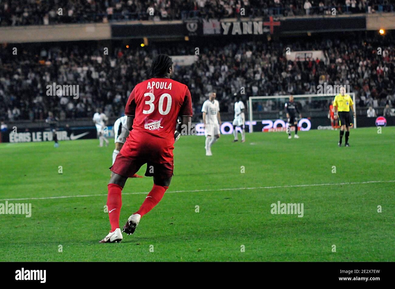 Paris-Saint-Germain's goalkeeper Apouala Edel during French First ...