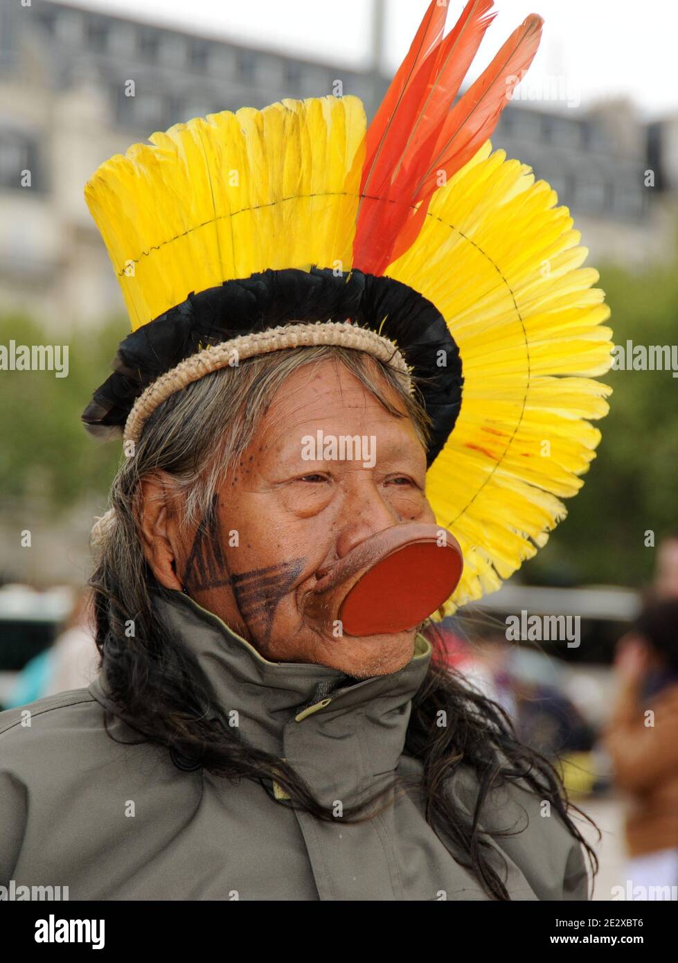 Brazilian indigenous Kayapo chief Raoni Metuktire visits the Eiffel ...