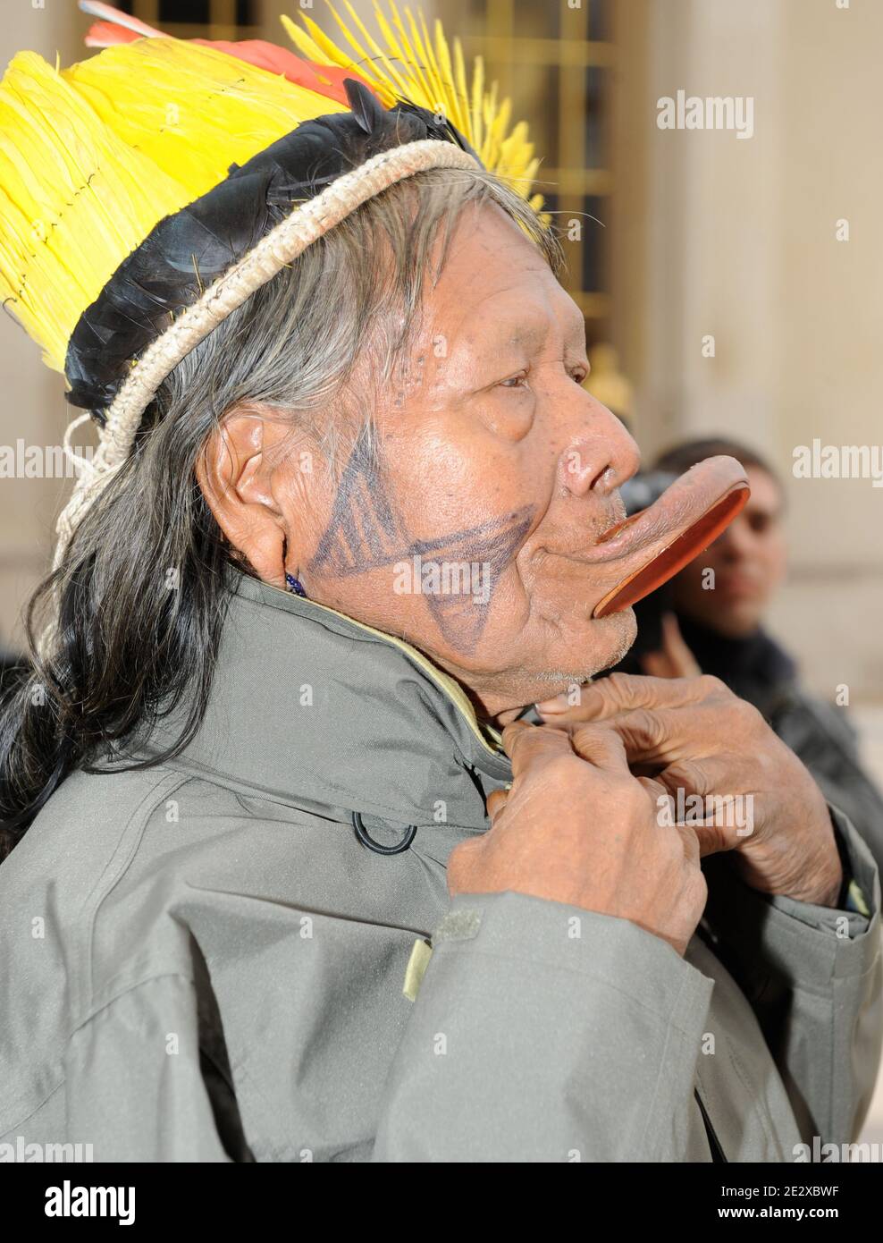 Brazilian indigenous Kayapo chief Raoni Metuktire visits the Eiffel ...