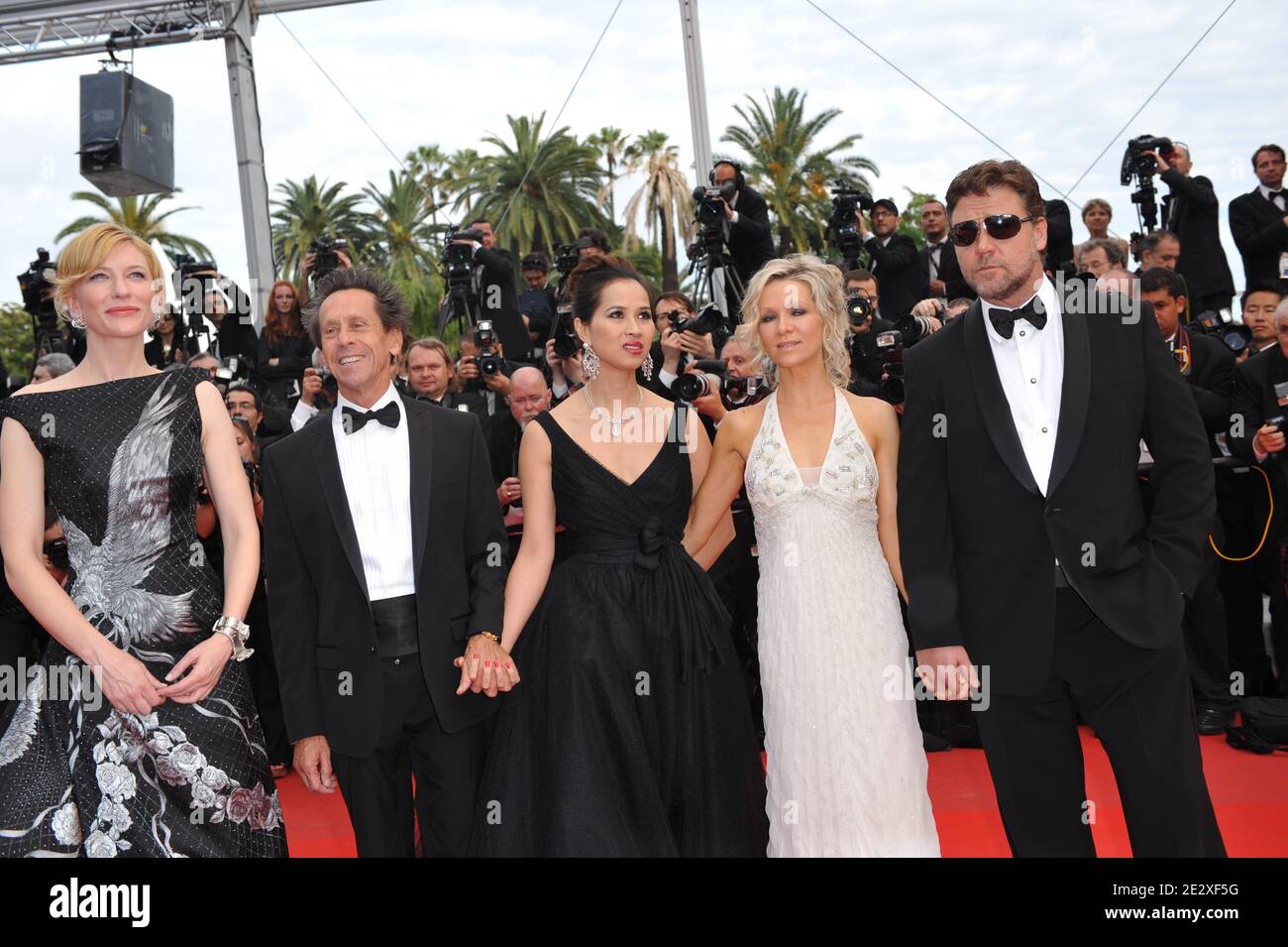 Cate Blanchett, Brian Grazer, Russell Crowe and wife Danielle Spencer ...