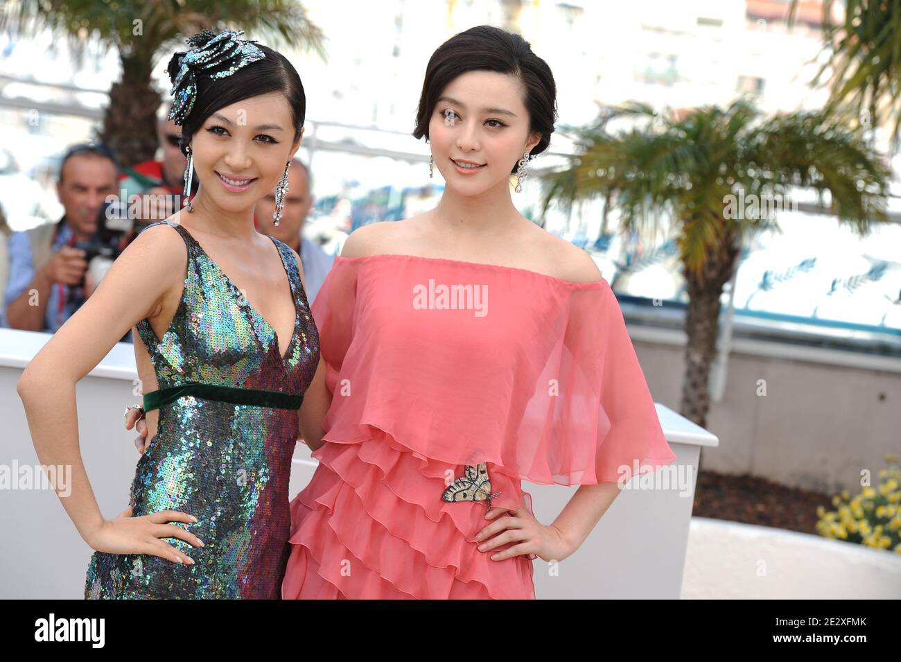 "Chinese actress Li Feier and Chinese actress Fan Bingbing pose during ...