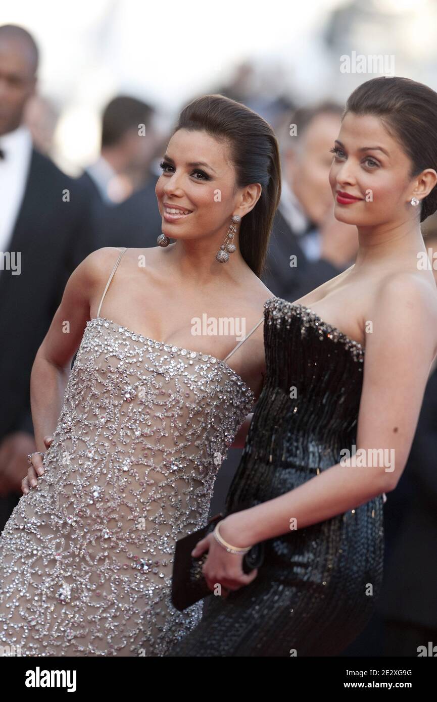 Eva Longoria and Aishwarya Rai arriving at the premiere of On Tour ...