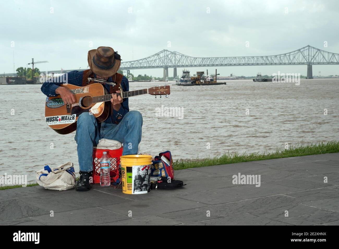 Slewfoot hi-res stock photography and images - Alamy