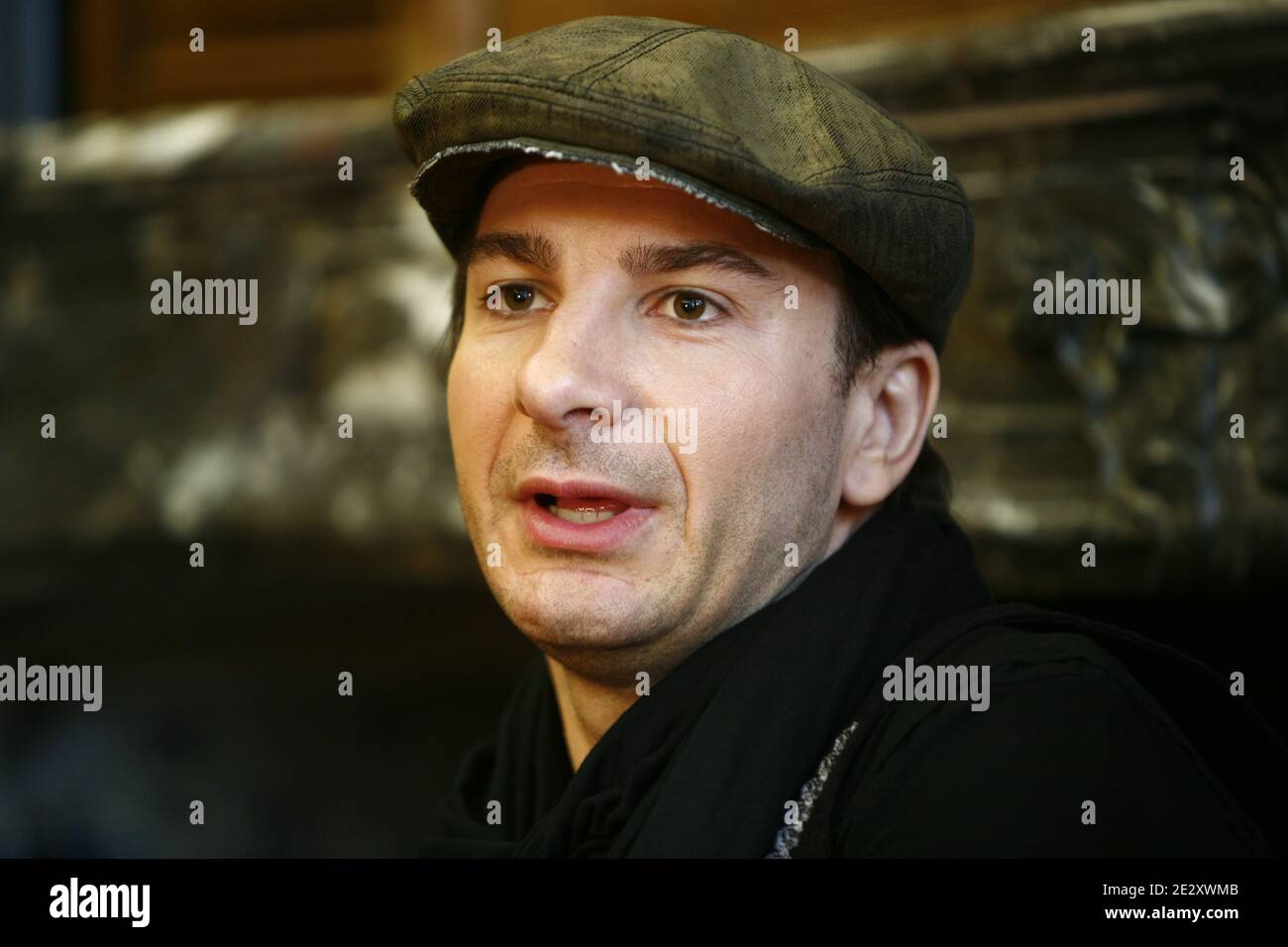 EXCLUSIF. Michael Youn participe a une conference de presse de ...