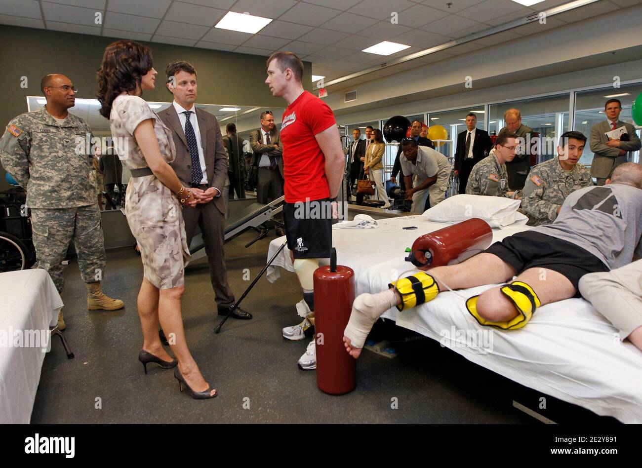 Crown Prince Frederik and Crown Princess Mary of Denmark visit soldiers ...