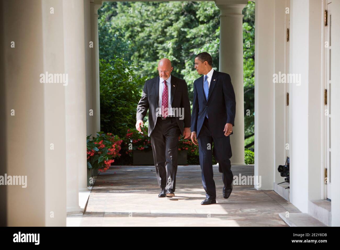 James clapper 2010 hi-res stock photography and images - Alamy