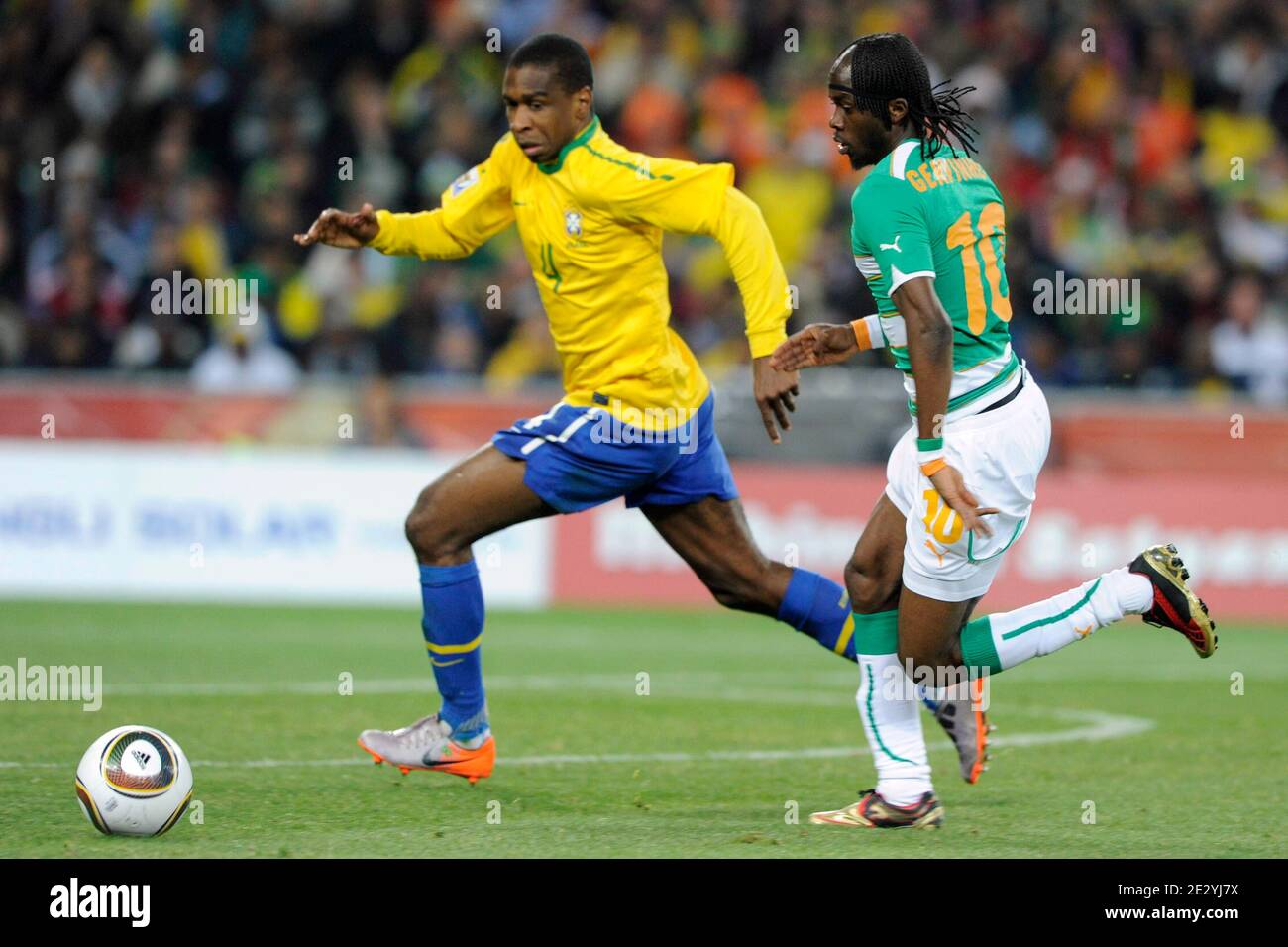 Gervinho brazil ivory coast soccer hi-res stock photography and images ...