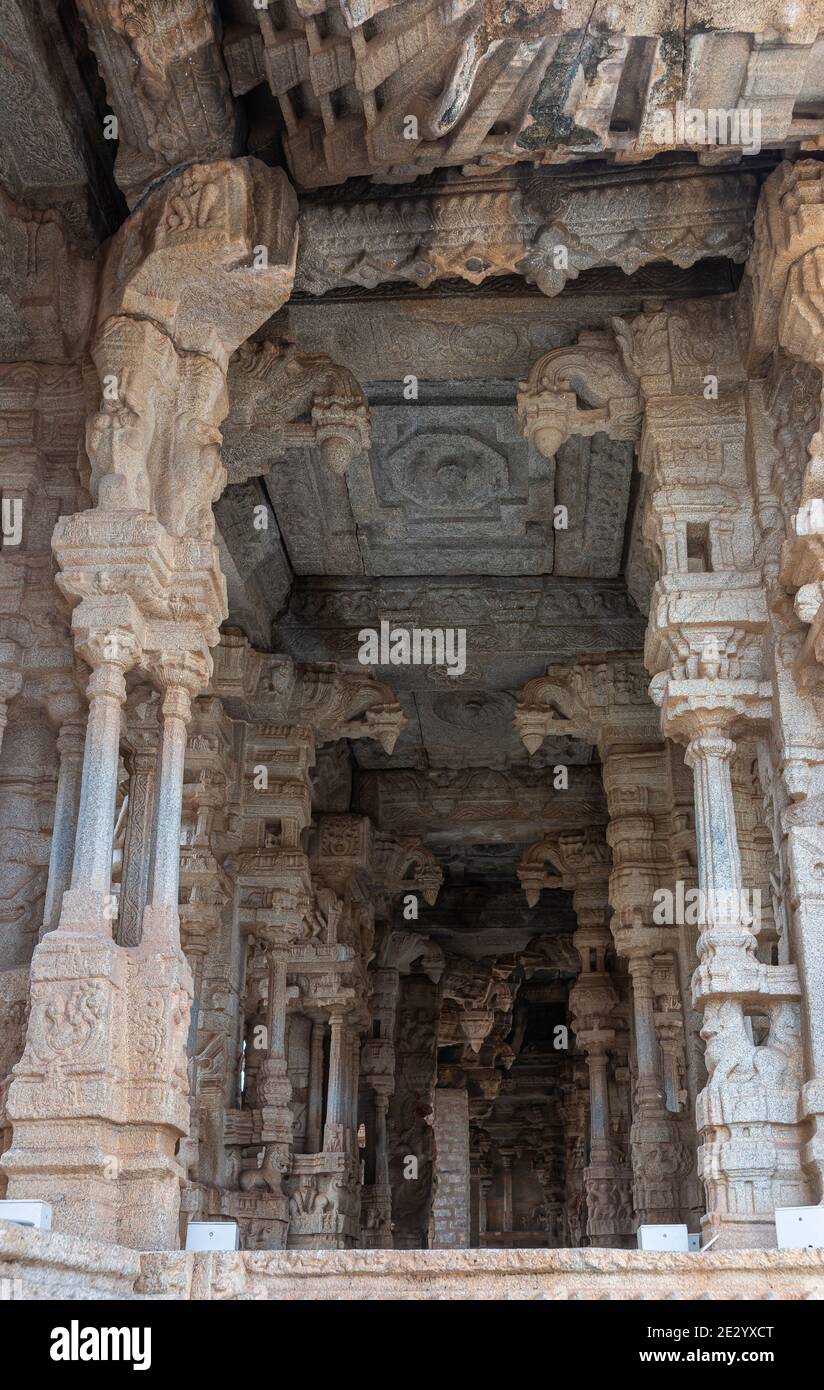 Hampi, Karnataka, India - November 5, 2013: Vijaya Vitthala Temple ...
