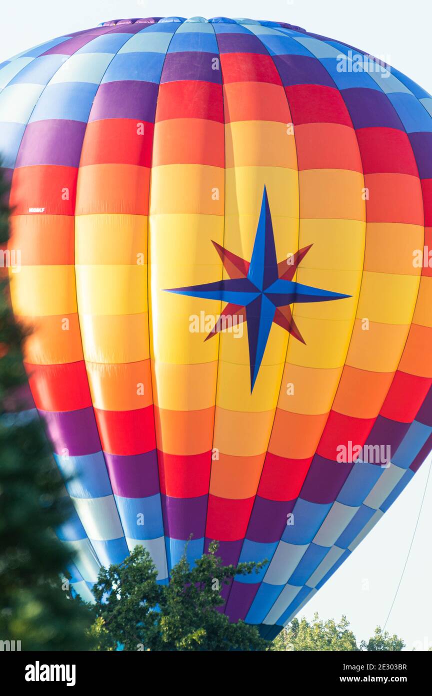Rainbow compass hi-res stock photography and images - Alamy
