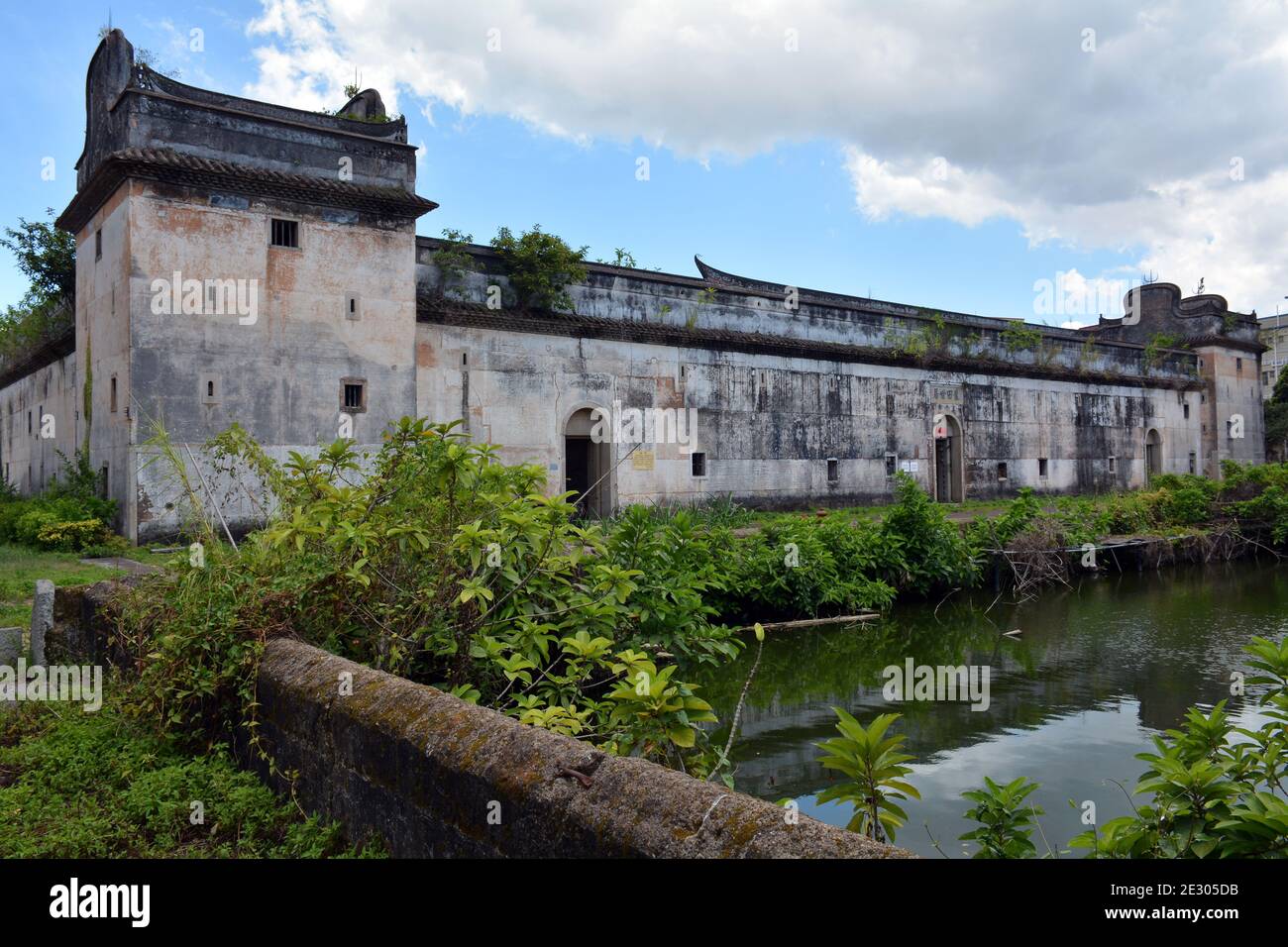Longtian Shiju, best preserved Hakka dwellings in Shenzhen, China ...
