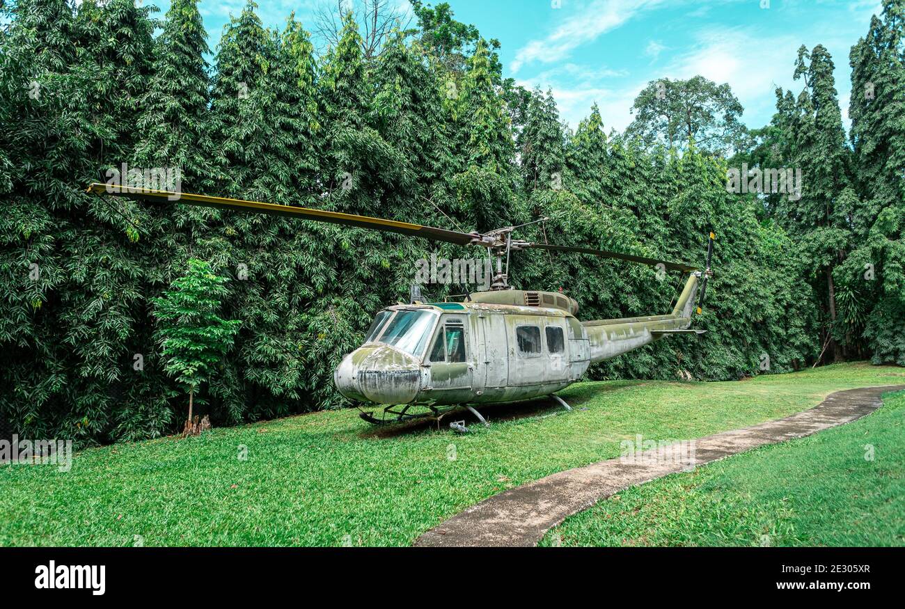 Helicopter parked hi-res stock photography and images - Alamy