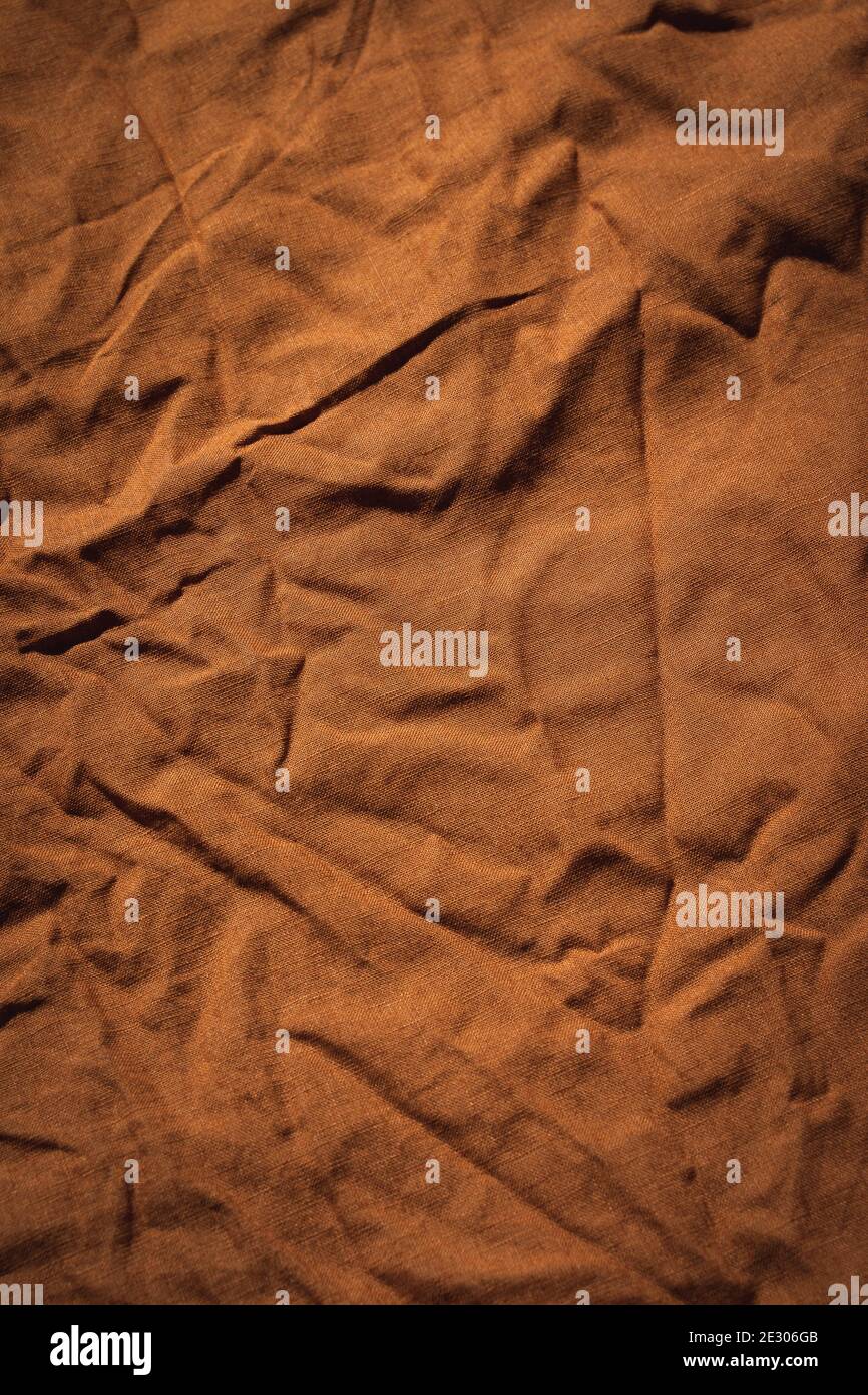 Crumpled sheets coloured hi-res stock photography and images - Alamy