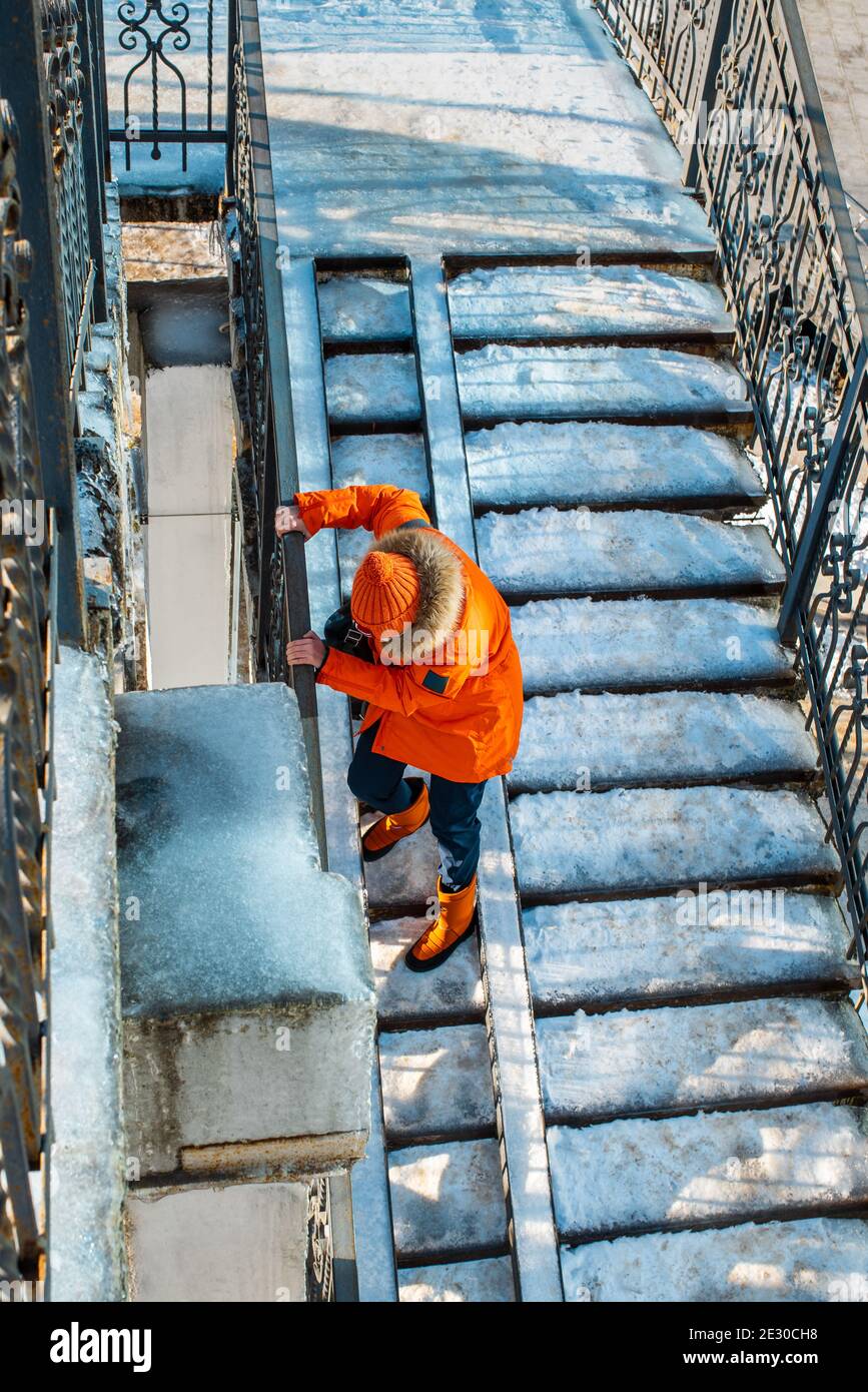Slip, ice, steps hi-res stock photography and images - Alamy