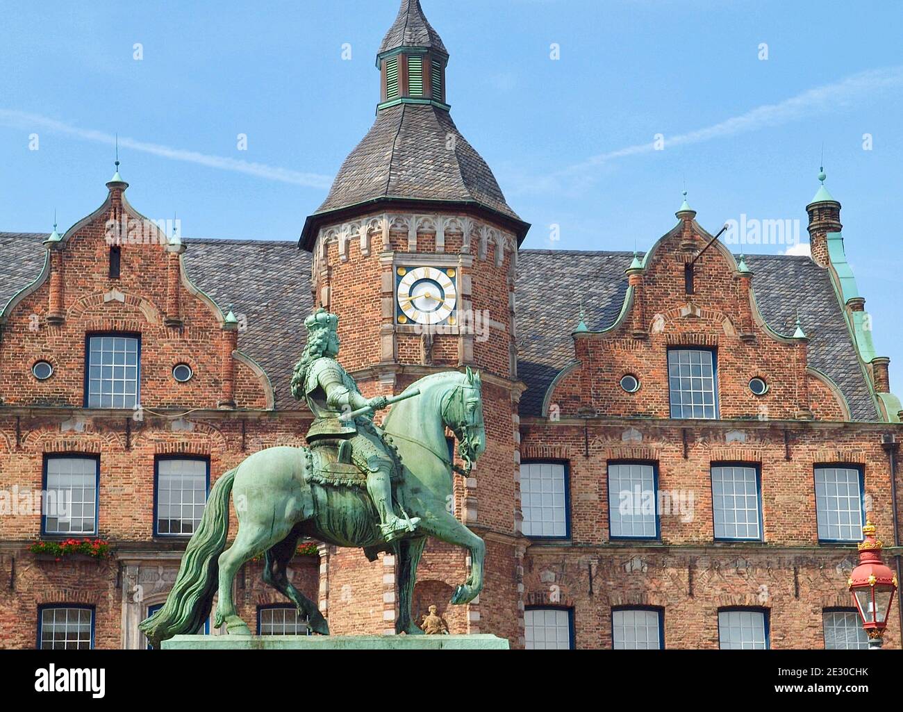 Horse sculpture of Jan Wellem in Duesseldorf in Germany Stock Photo - Alamy