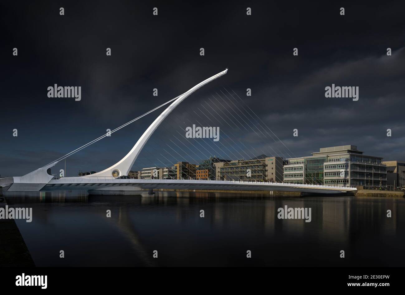 Harp Bridge (Samuel Beckett Bridge) - cable-stayed bridge over the ...