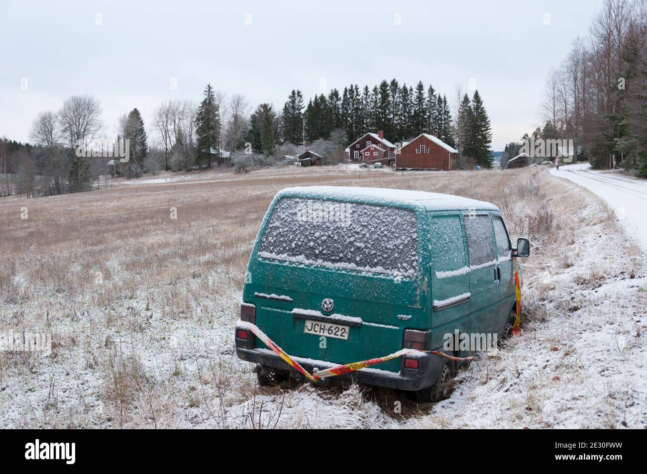 Vw van in a ditch hi-res stock photography and images - Alamy