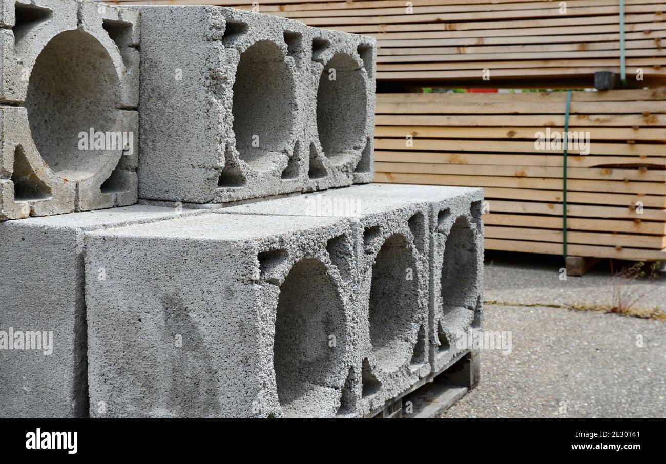 A Pallet of Cinder Blocks on a Construction Site Stock Photo - Alamy